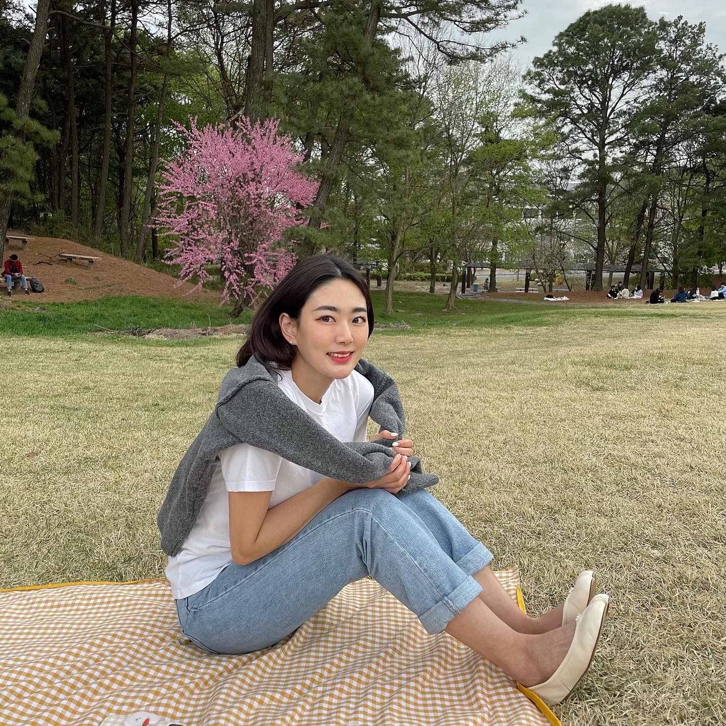 지원 (@leejony) 님의 게시물 | KREAM