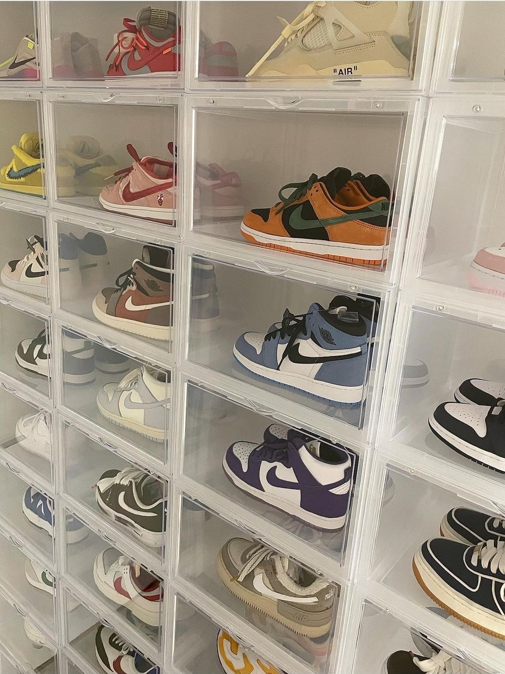 (@hn_i_i) 님의 게시물 | KREAM