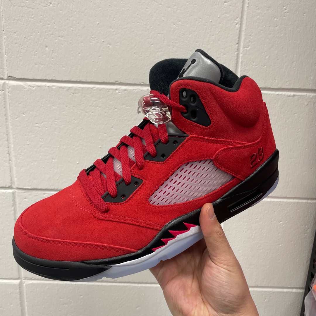 🤟 (@jakdu) 님의 게시물 | KREAM