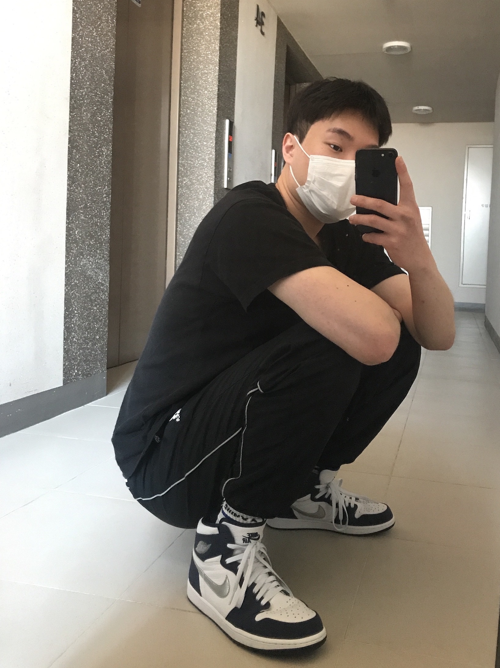 @Kwon_x.x (@kwon_x.x) 님의 게시물 | KREAM