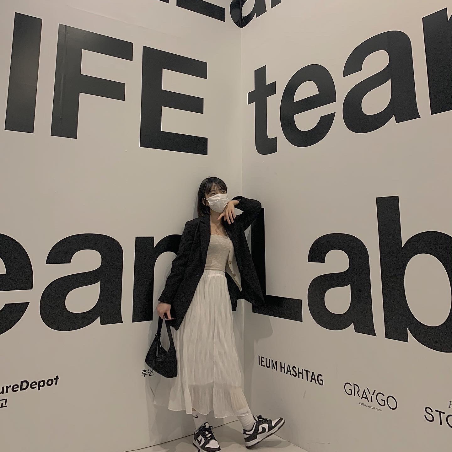 현잉 (@am.11.18) 님의 게시물 | KREAM