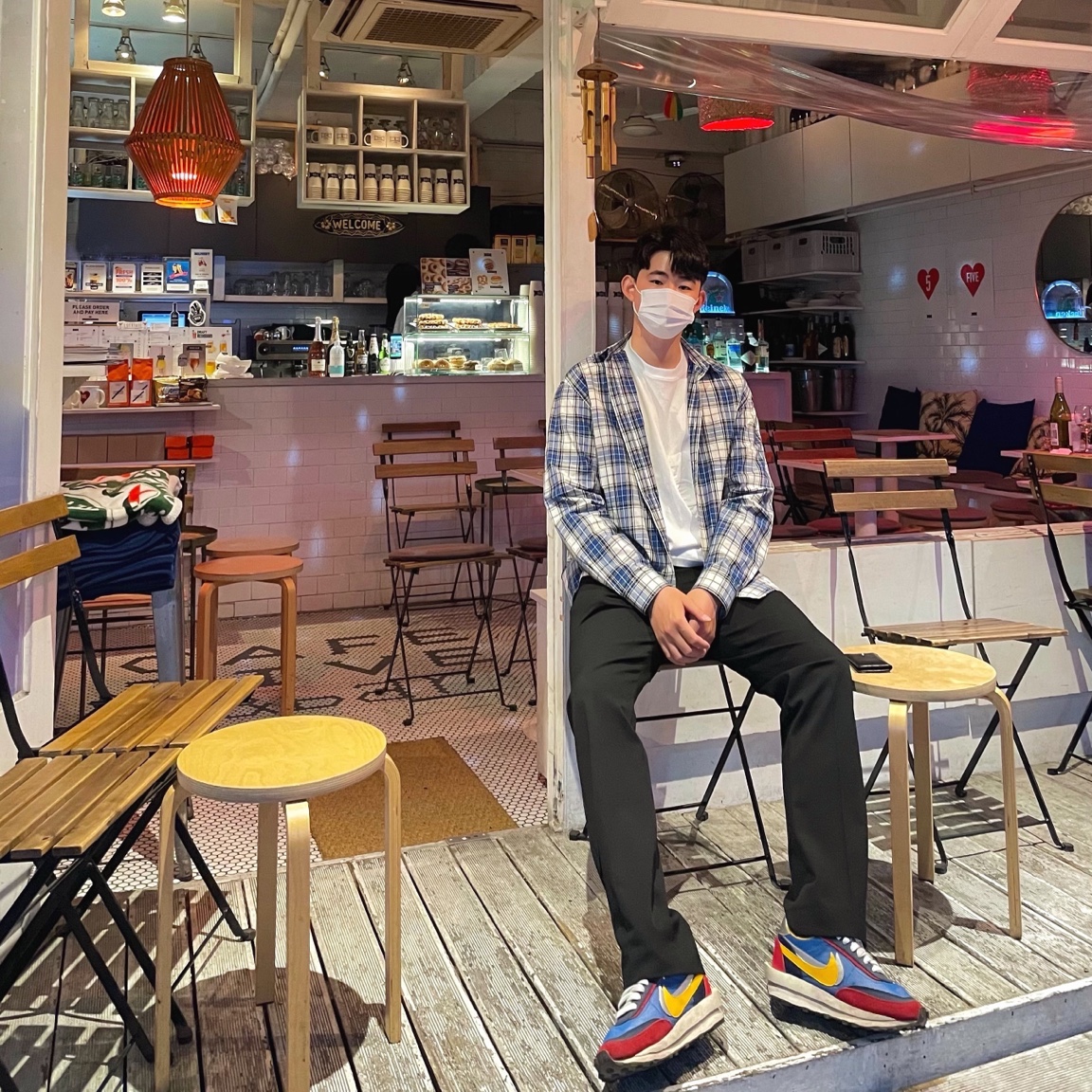 정인 (@jung_inn.lee) 님의 게시물 | KREAM