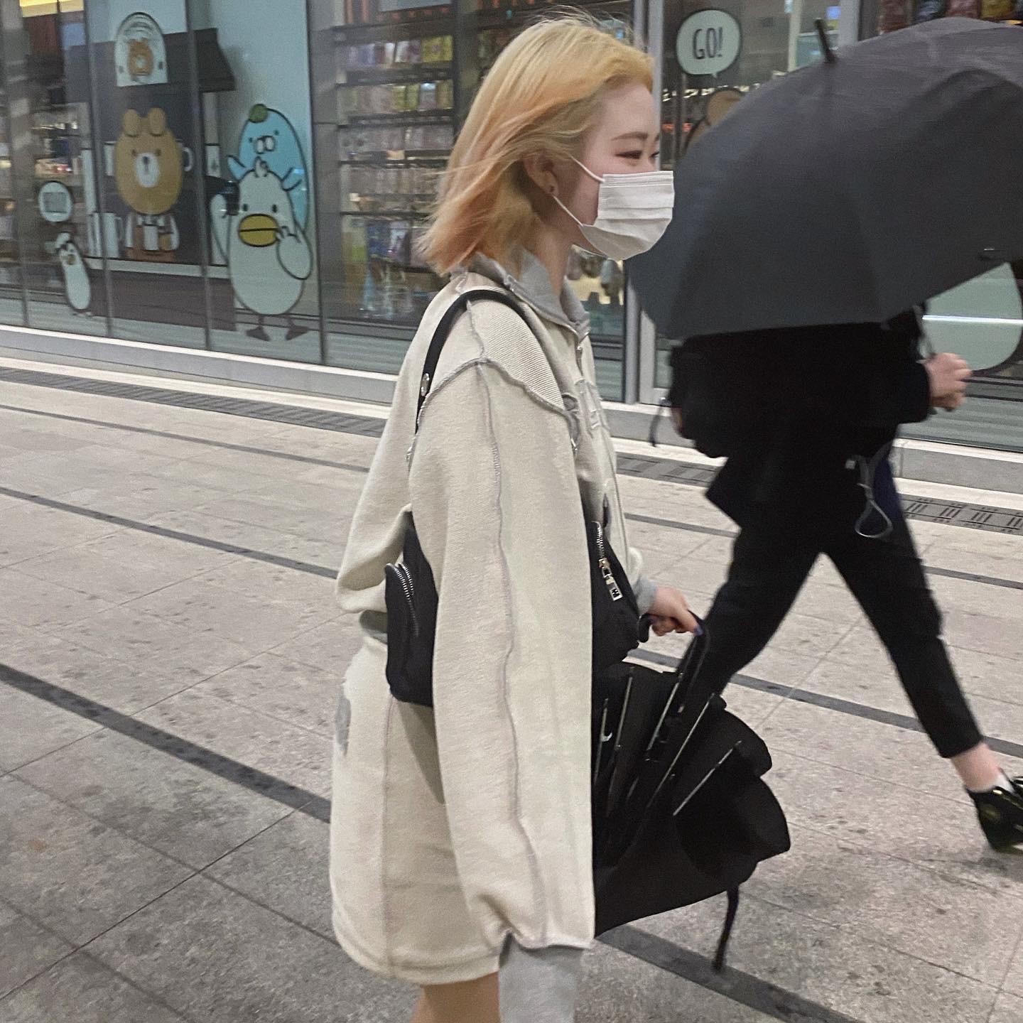 린 (@rynmabell) 님의 게시물 | KREAM