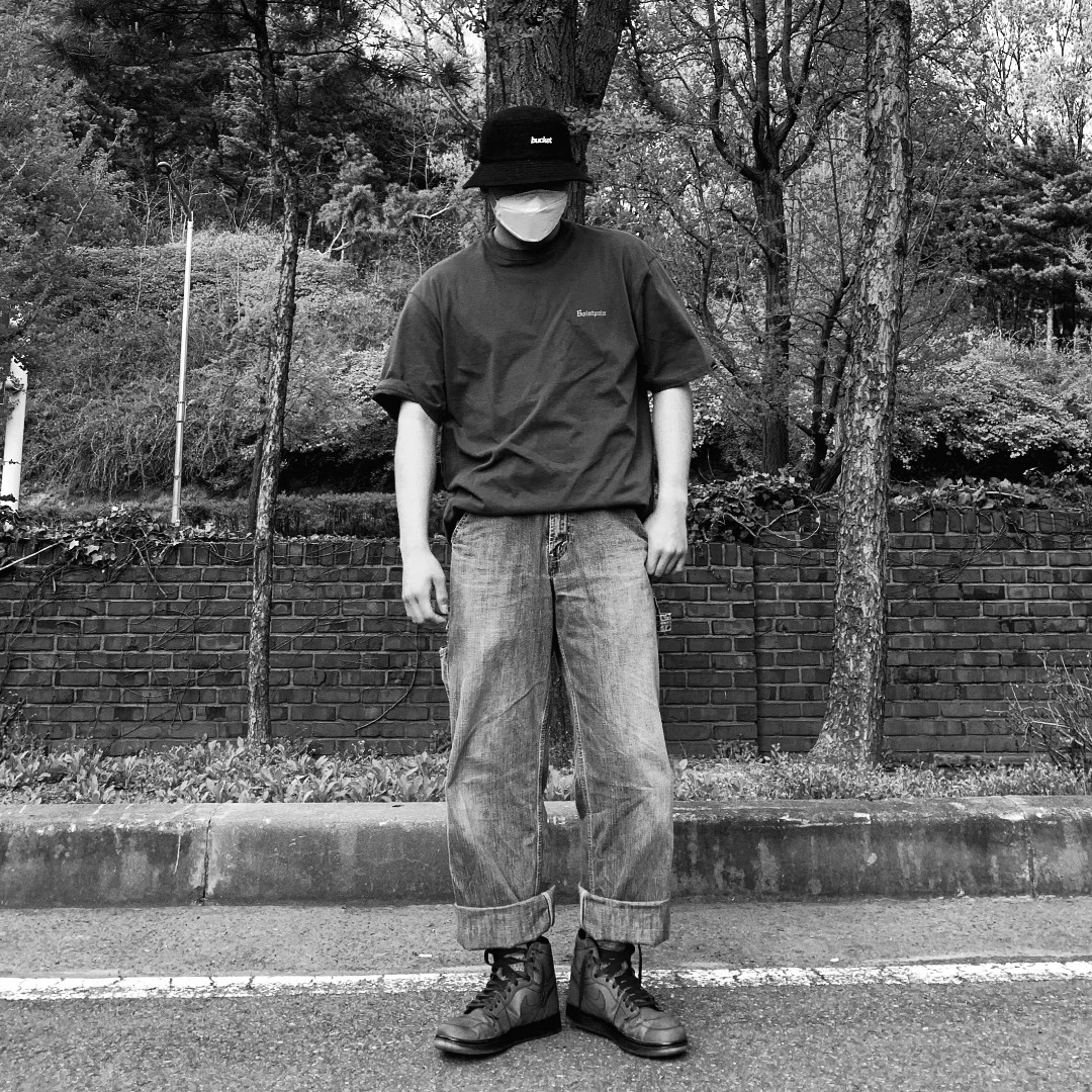 동인 (@dongdu_e) 님의 게시물 | KREAM