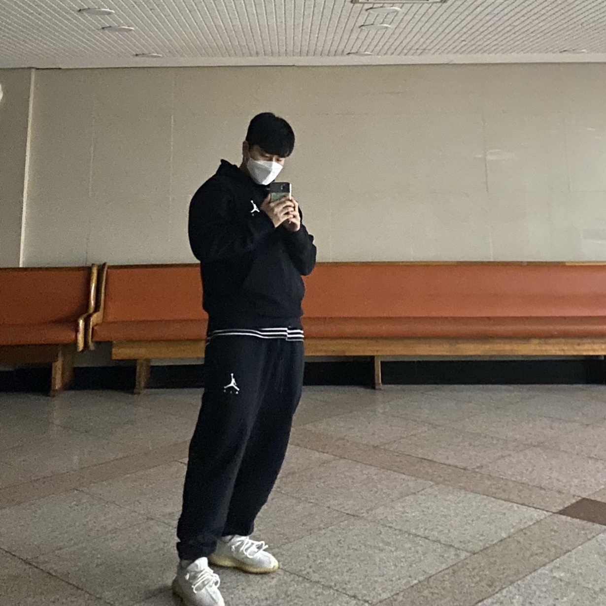 개돼탈프 (@h_joon2) 님의 게시물 | KREAM