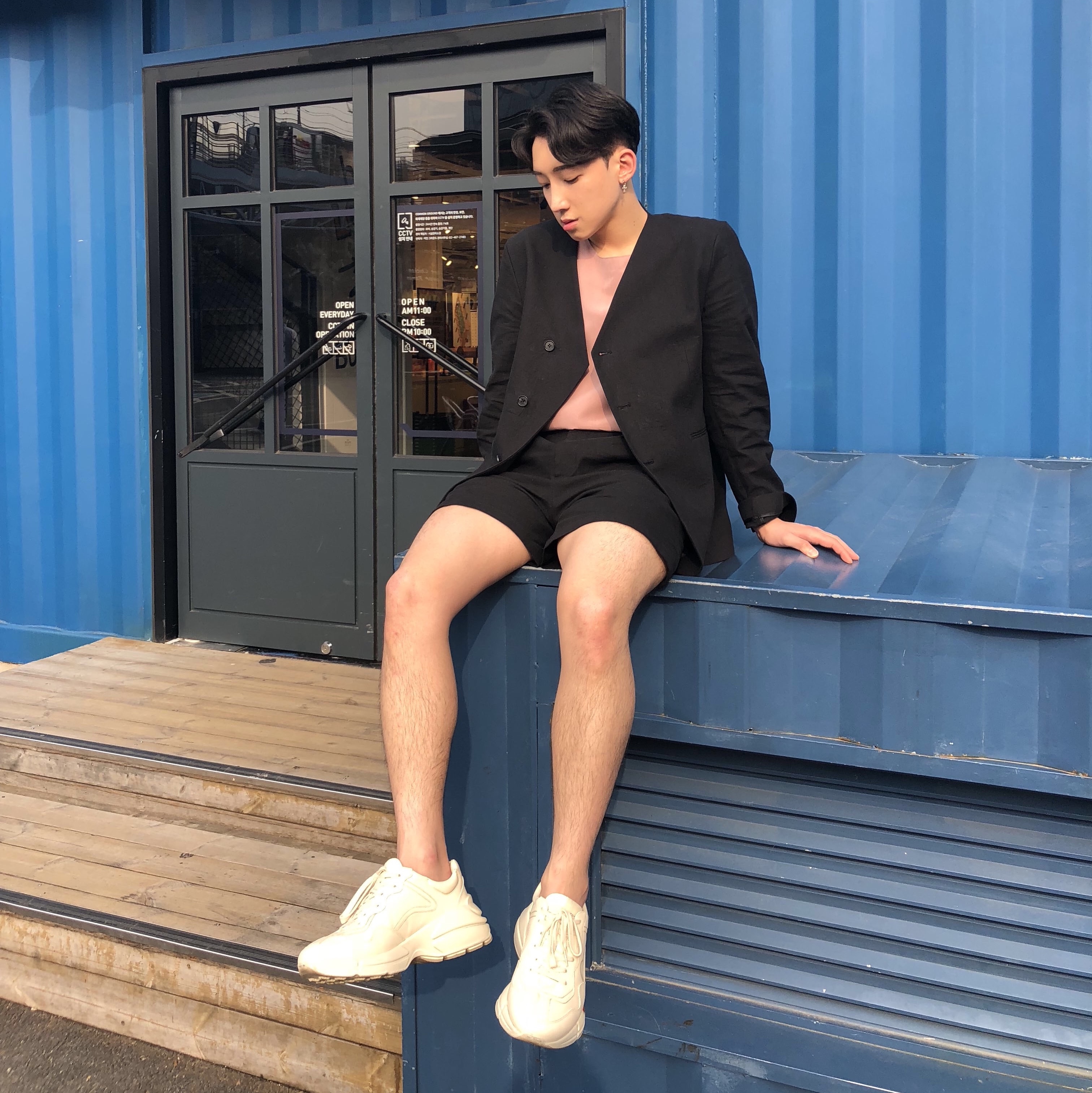 재진몬 (@jaejinmon) 님의 게시물 | KREAM