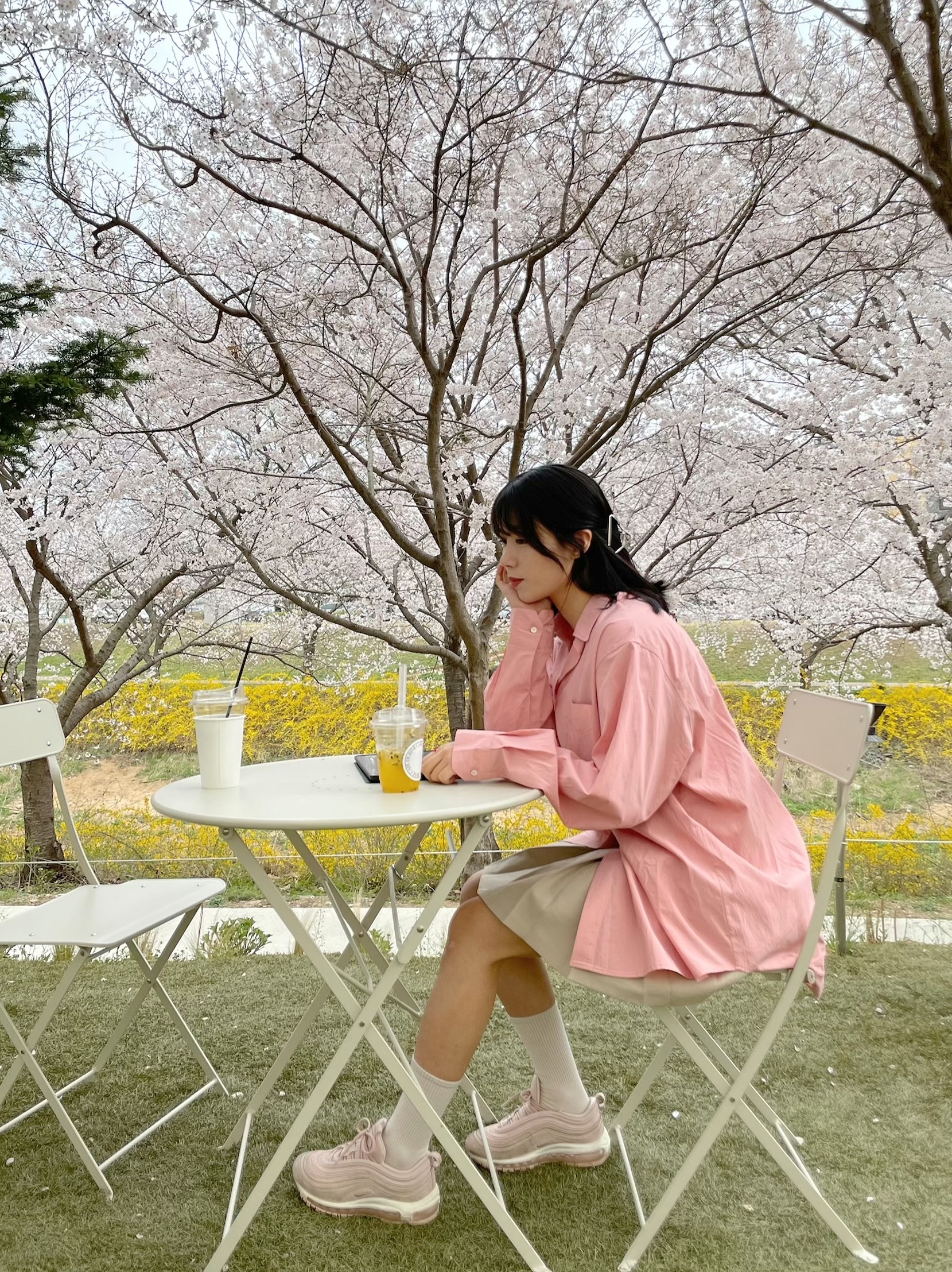 고기조아 (@gogi._.joa) 님의 게시물 | KREAM