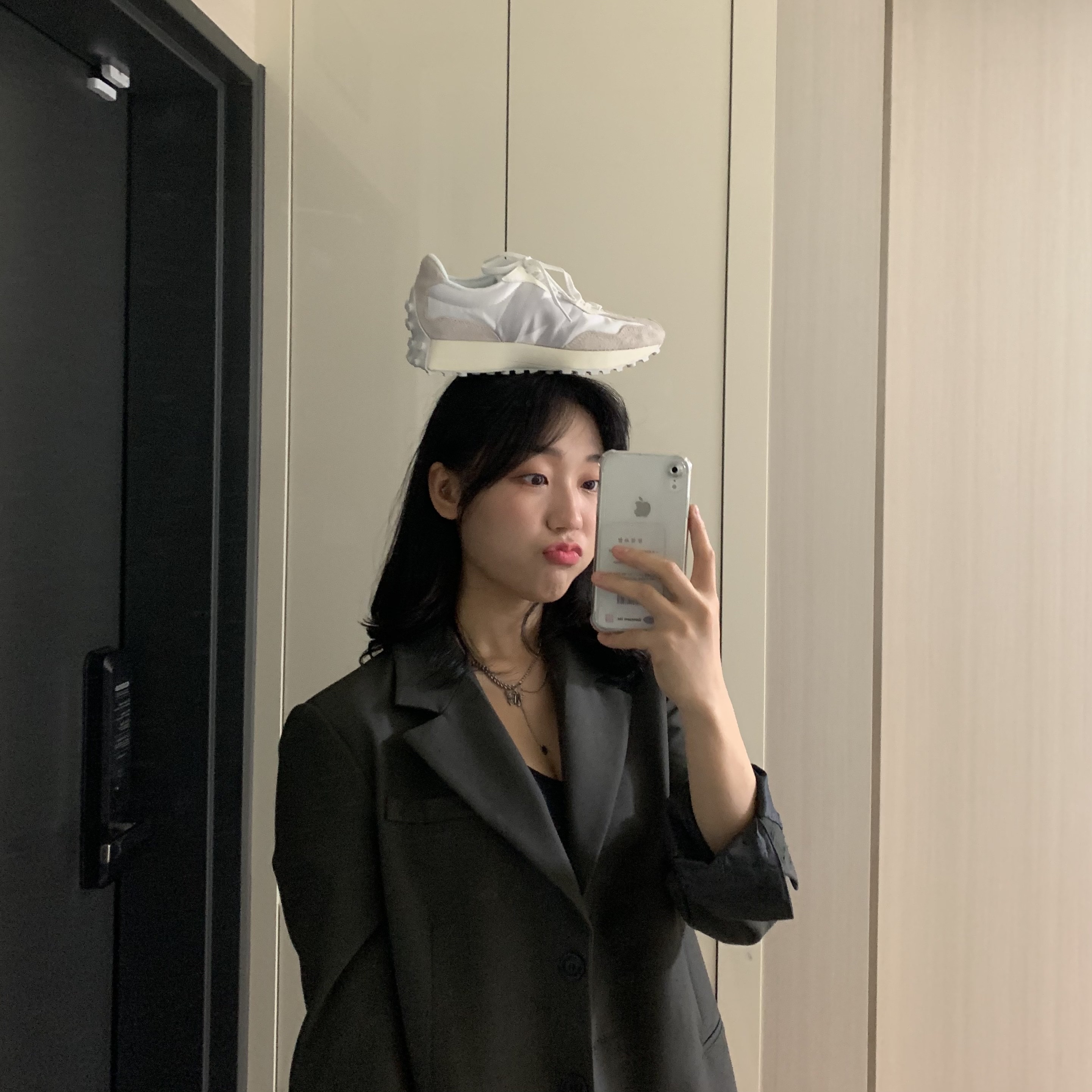 두딘 (@du_d1n) 님의 게시물 | KREAM