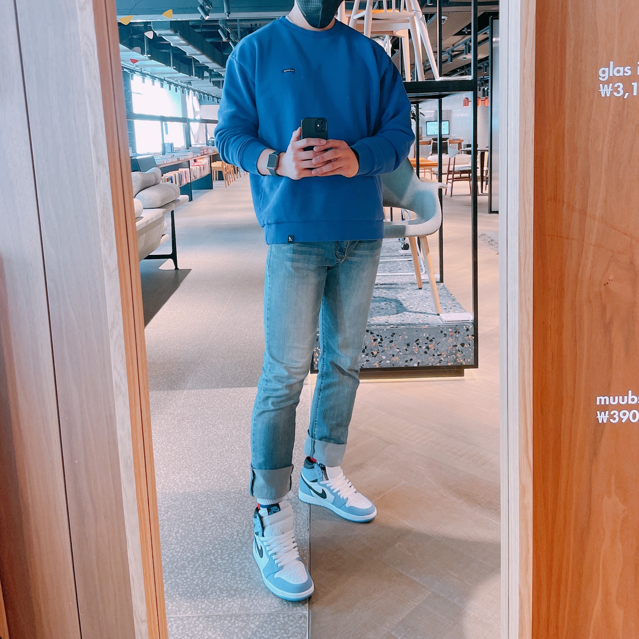 시온 (@zion_) 님의 게시물 | KREAM