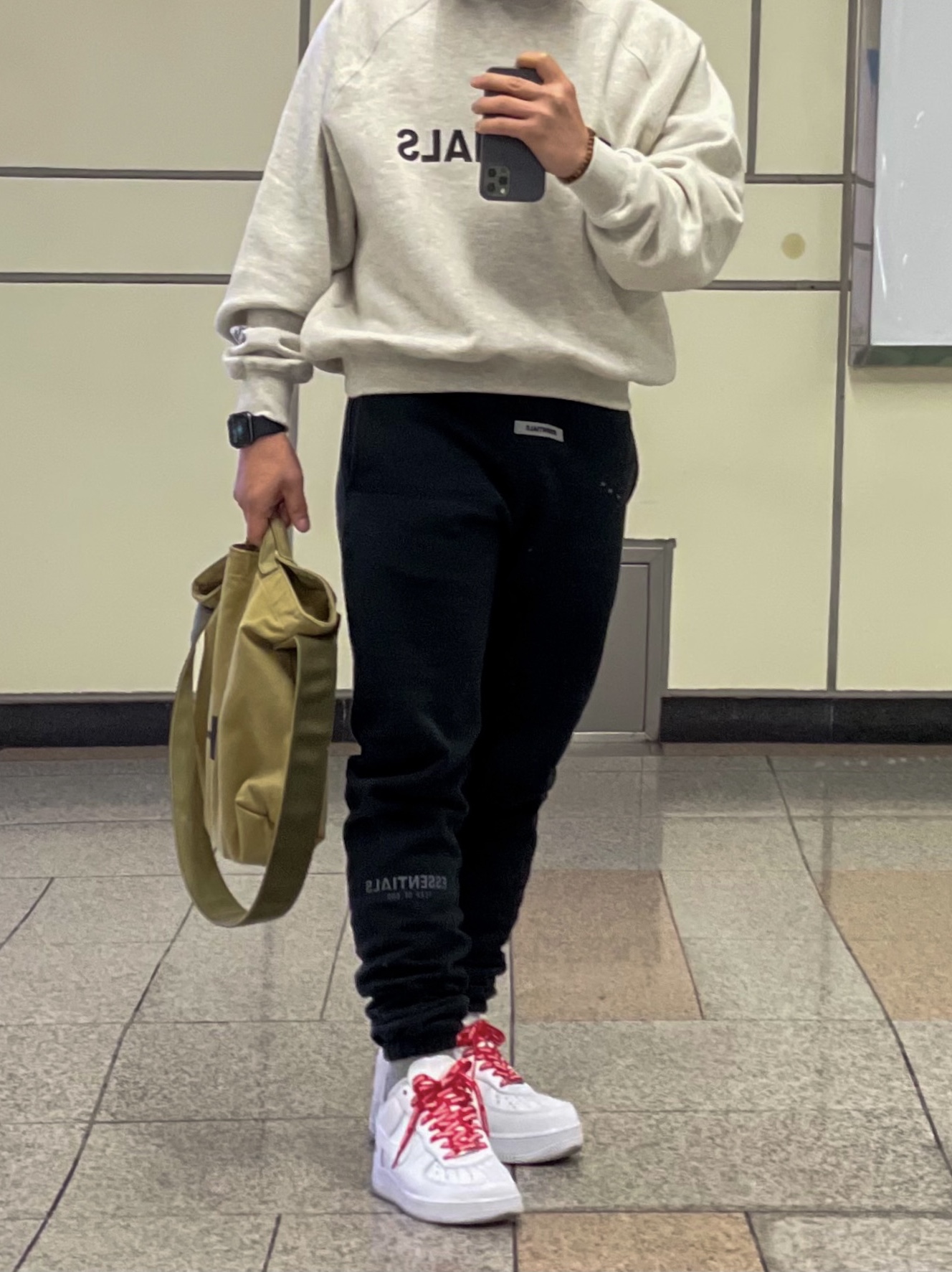 (@bnz_ing) 님의 게시물 | KREAM