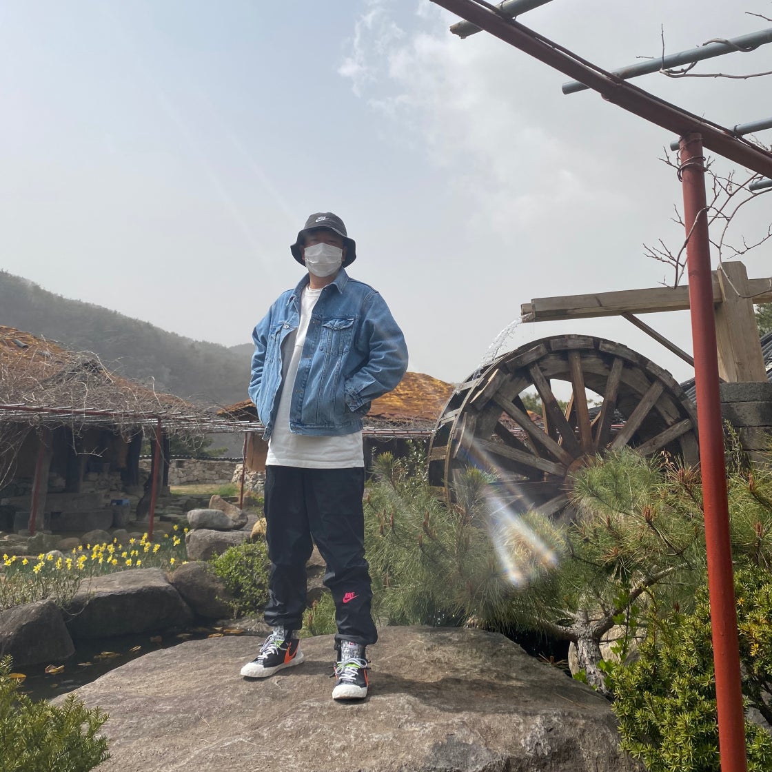 JJang_Gu (@moment) 님의 게시물 | KREAM