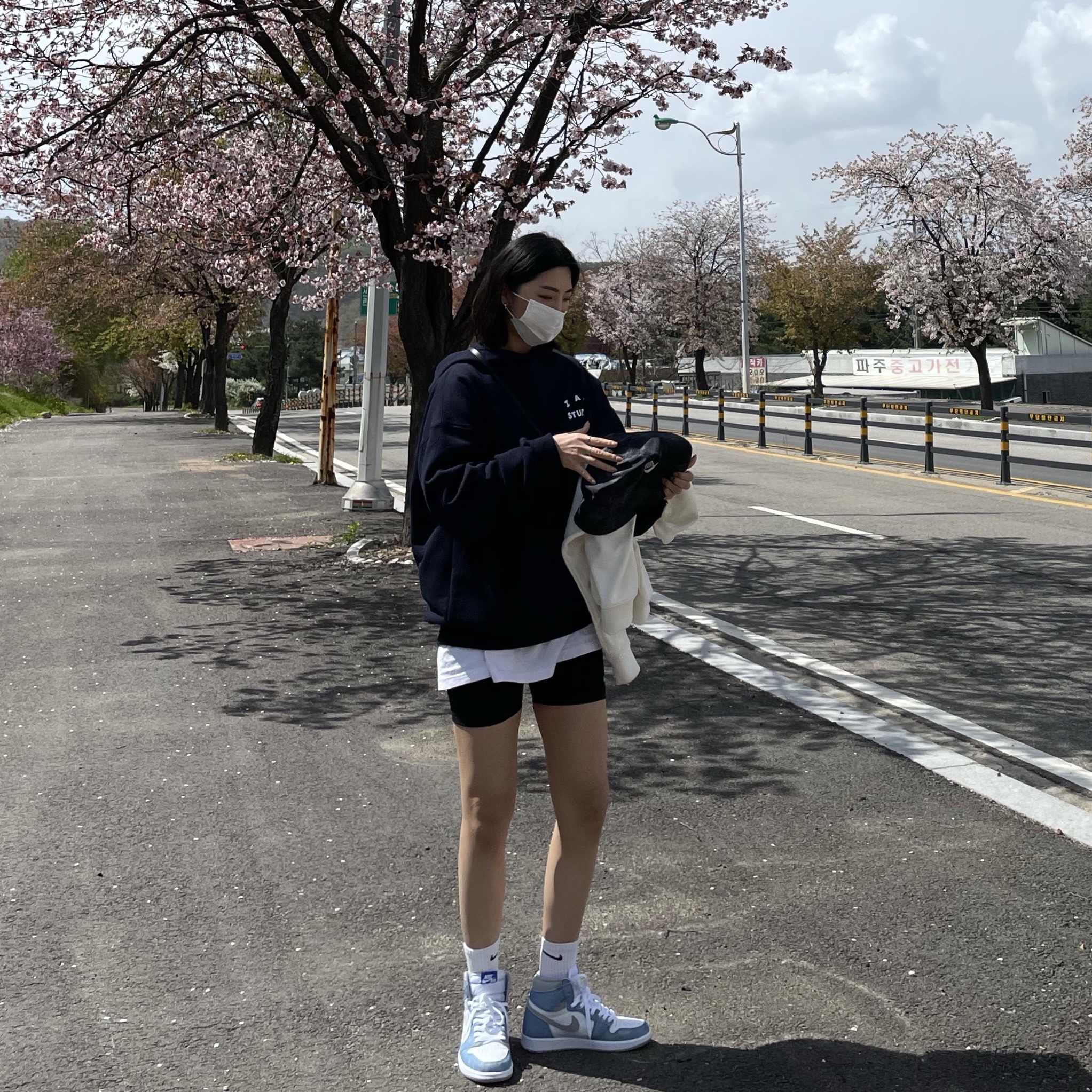 앵미 (@00kay) 님의 게시물 | KREAM