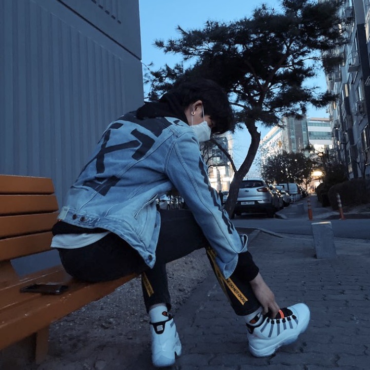 (@daily__gun) 님의 게시물 | KREAM