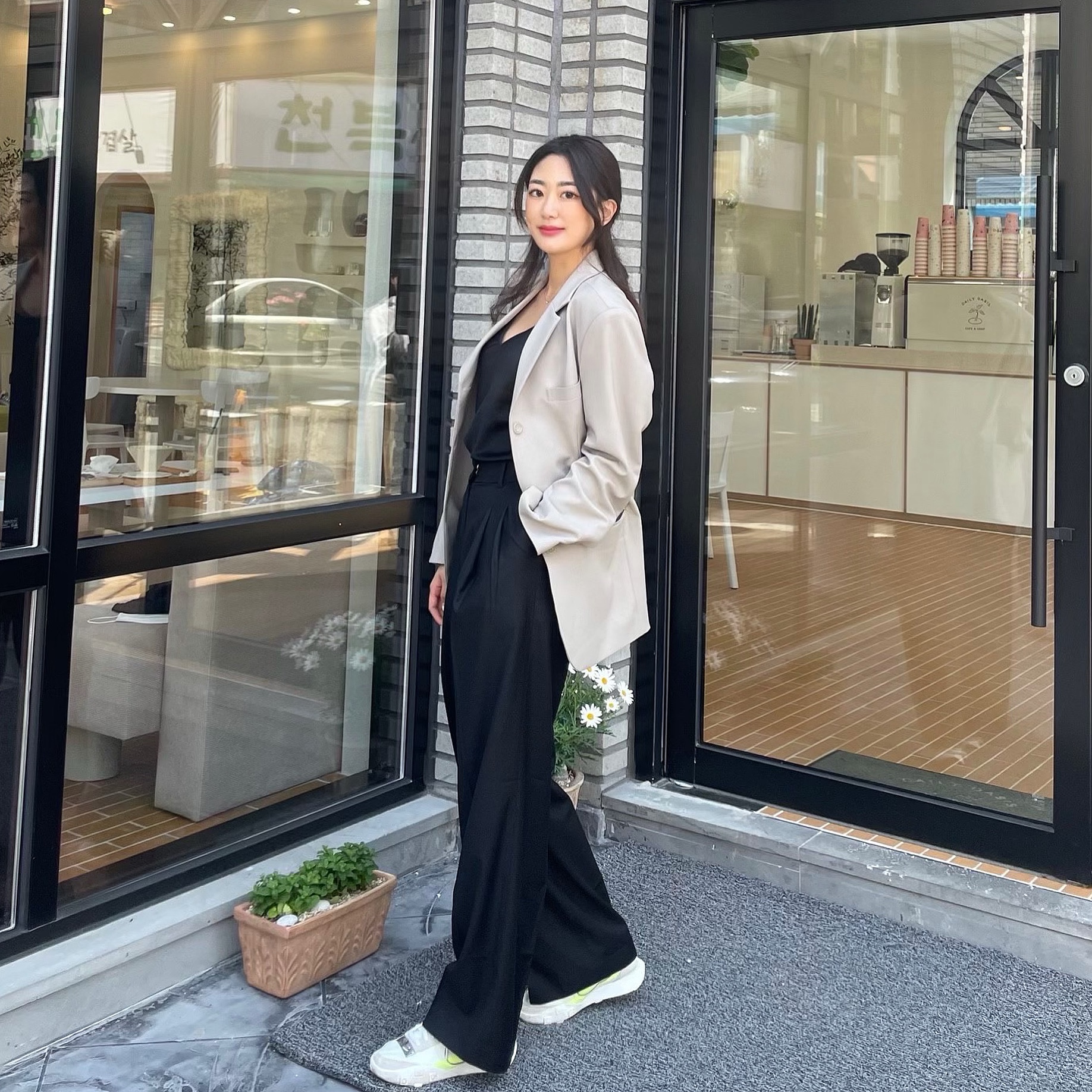 지원 (@leejony) 님의 게시물 | KREAM