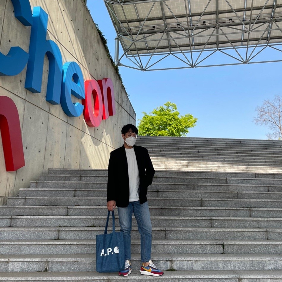 이준형 (@flexgogo) 님의 게시물 | KREAM