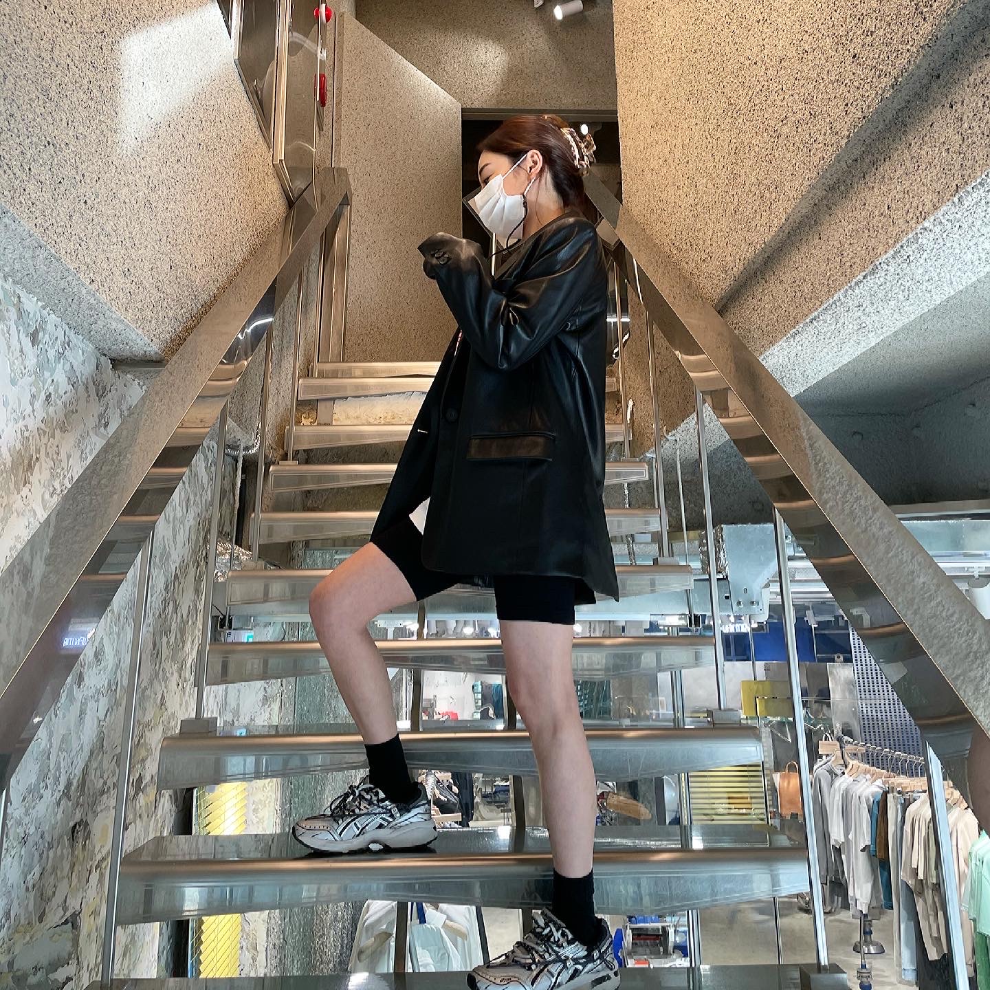 여리 (@chrispy.bee_) 님의 게시물 | KREAM