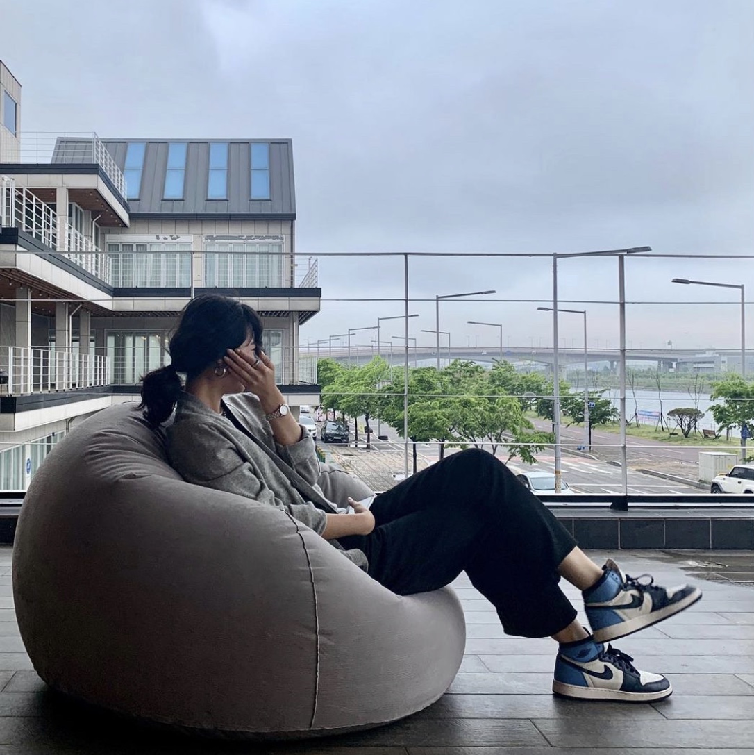 앵미 (@00kay) 님의 게시물 | KREAM