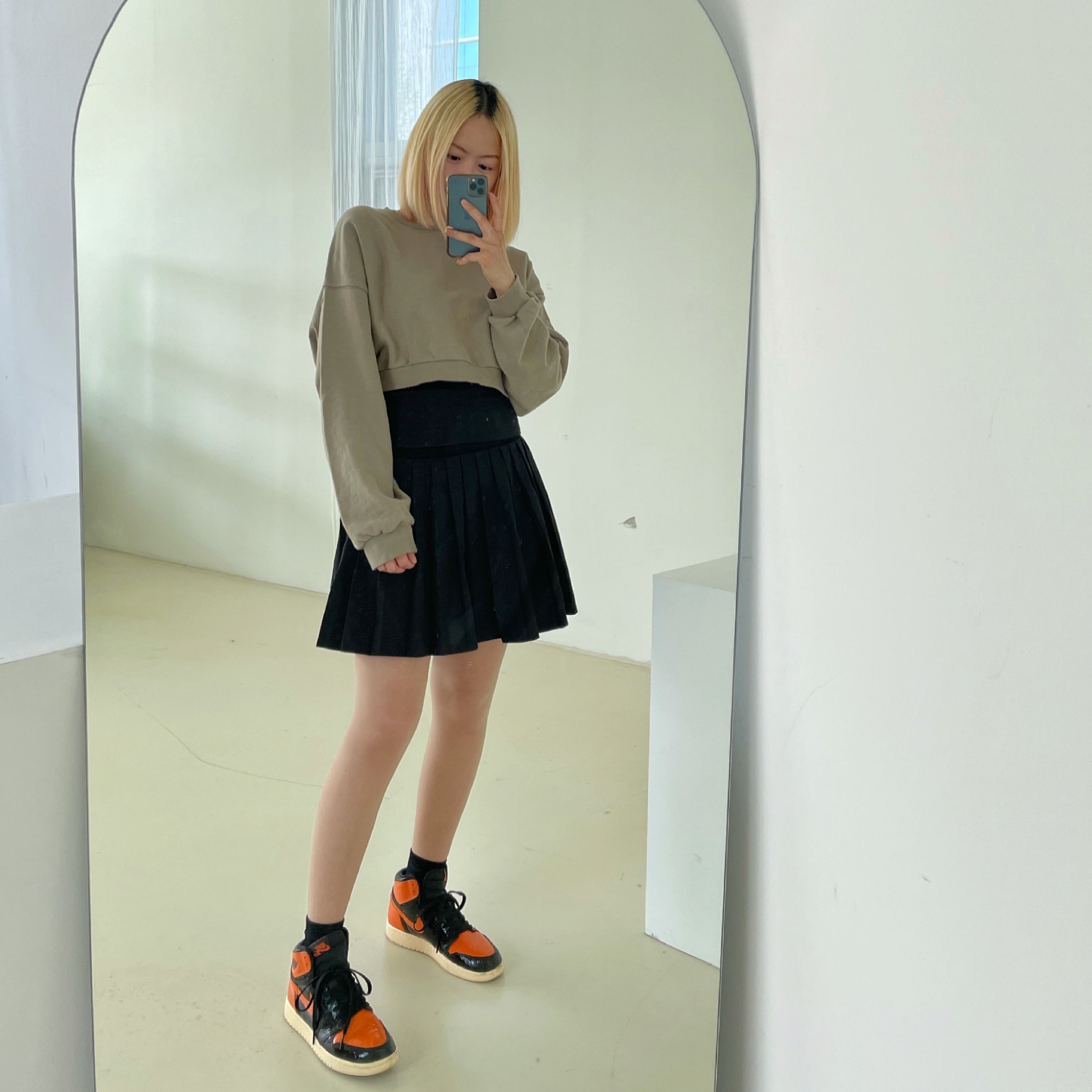 (@zerosilver_) 님의 게시물 | KREAM