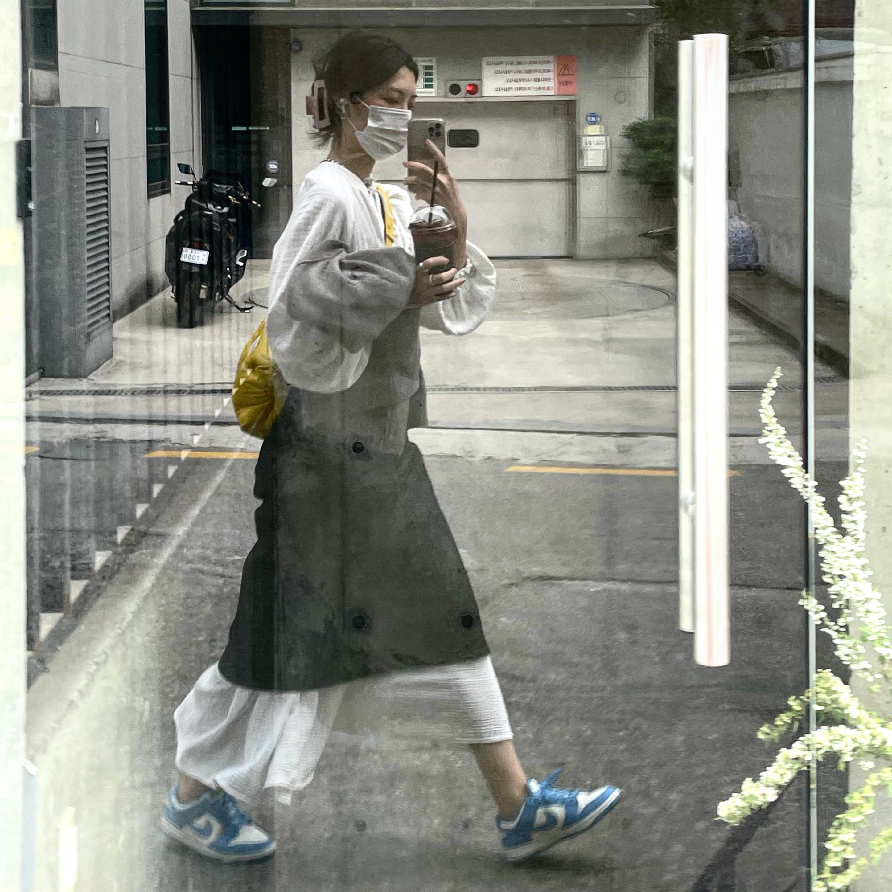 앵미 (@00kay) 님의 게시물 | KREAM