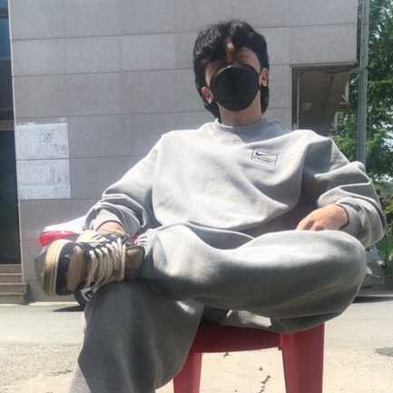 이상준 (@s.joon_2_94) 님의 게시물 | KREAM