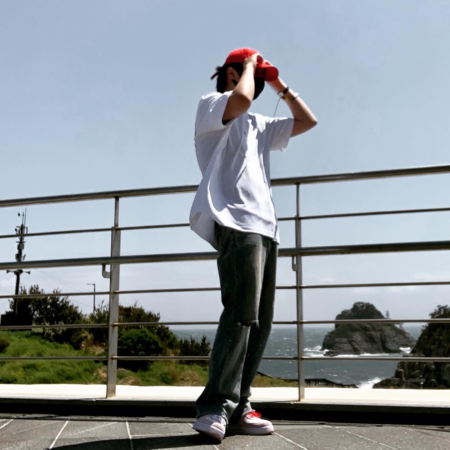 윤두환 (@doo_thless) 님의 게시물 | KREAM