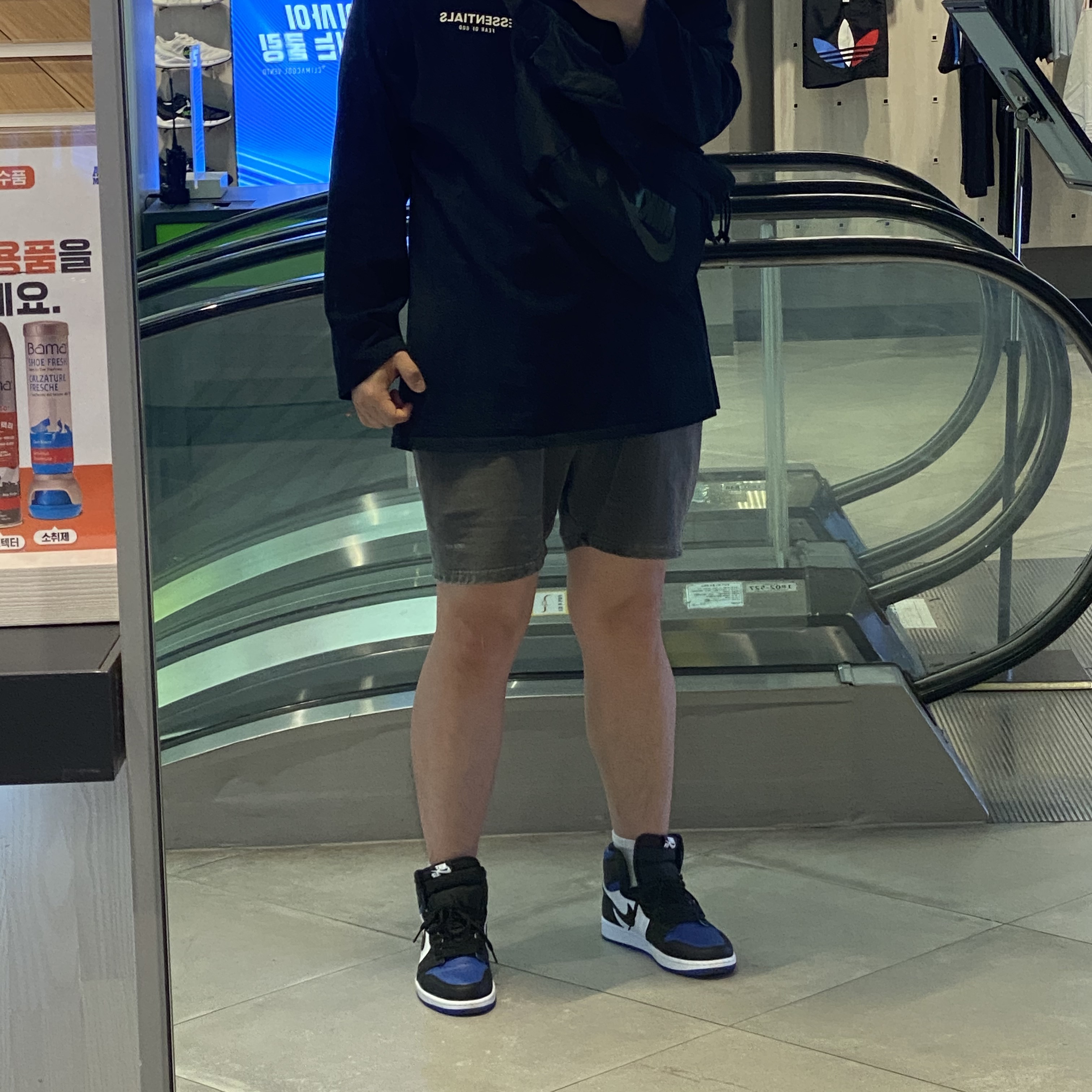 pok2345 (@doovoo) 님의 게시물 | KREAM