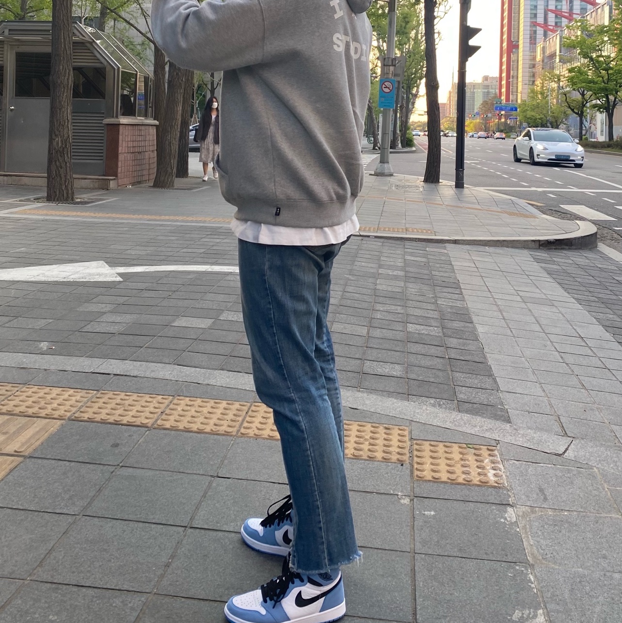 혀놓 (@hyuno95) 님의 게시물 | KREAM