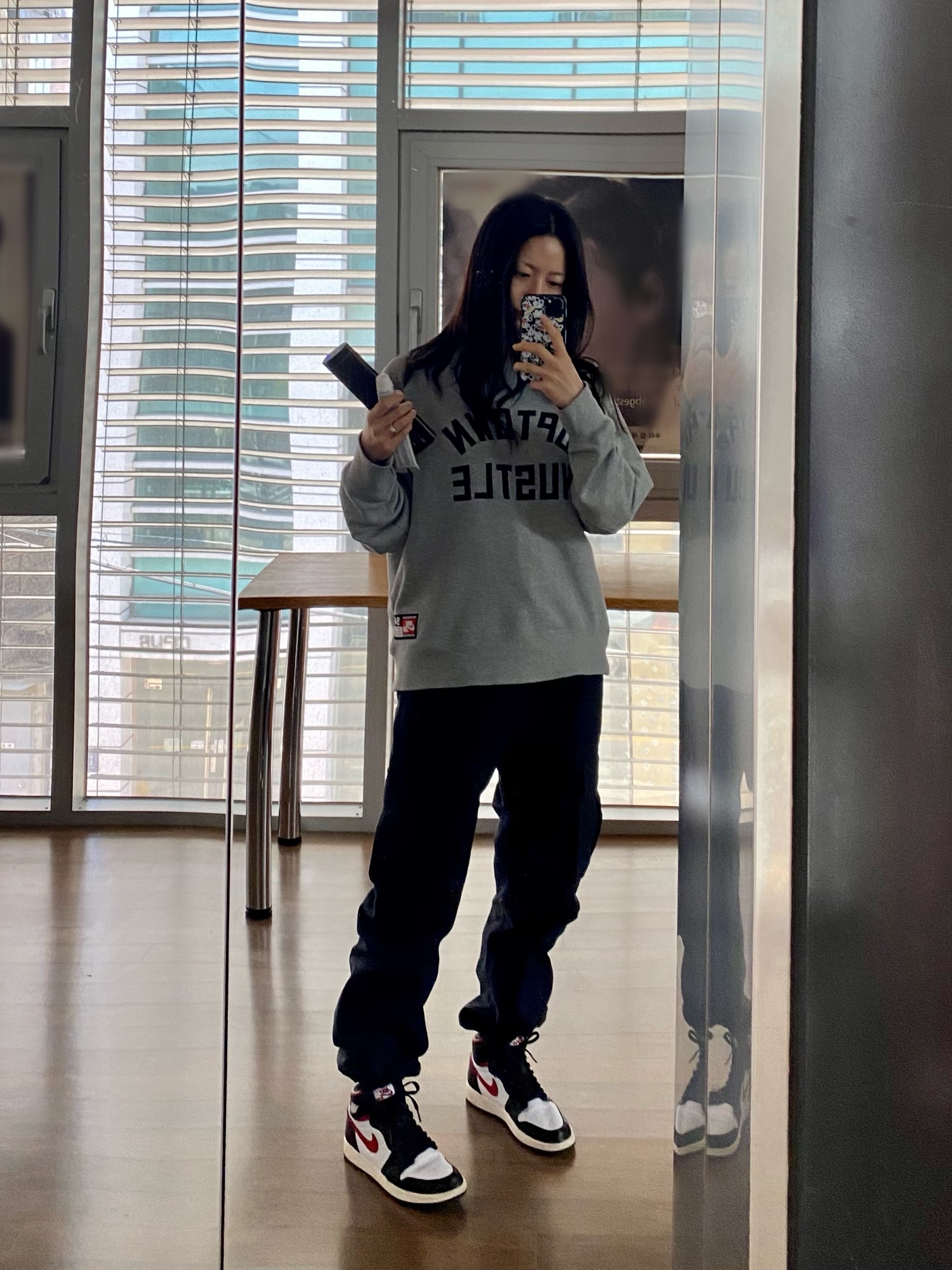 GS 240 / W 2... (@juicy.seedless) 님의 게시물 | KREAM