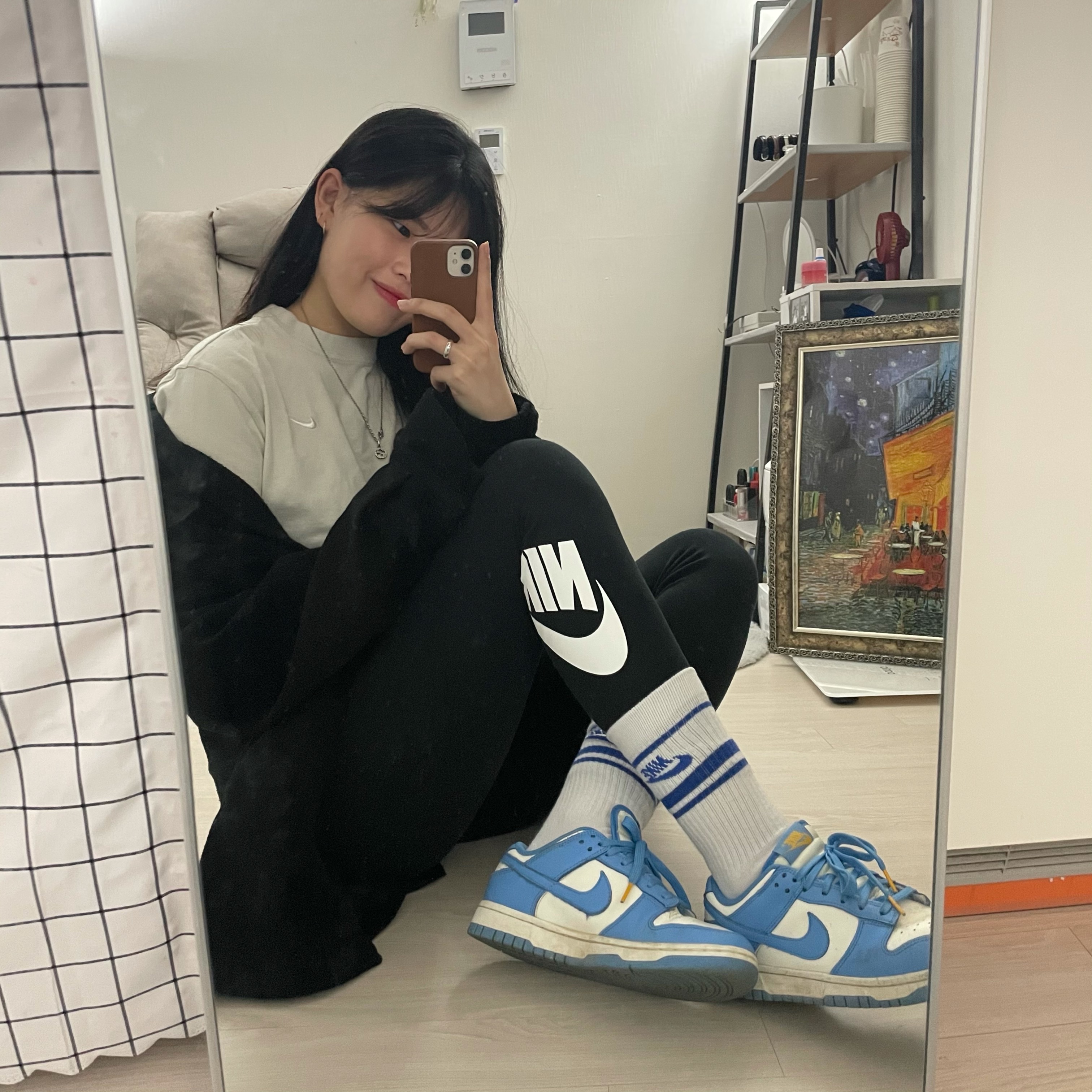 인정 (@admit) 님의 게시물 | KREAM