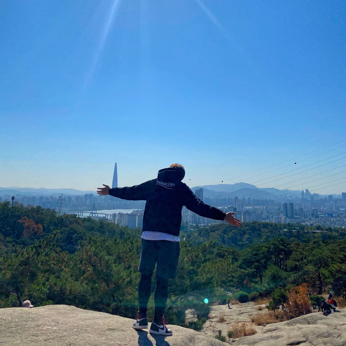 근 (@lixx_187__) 님의 게시물 | KREAM