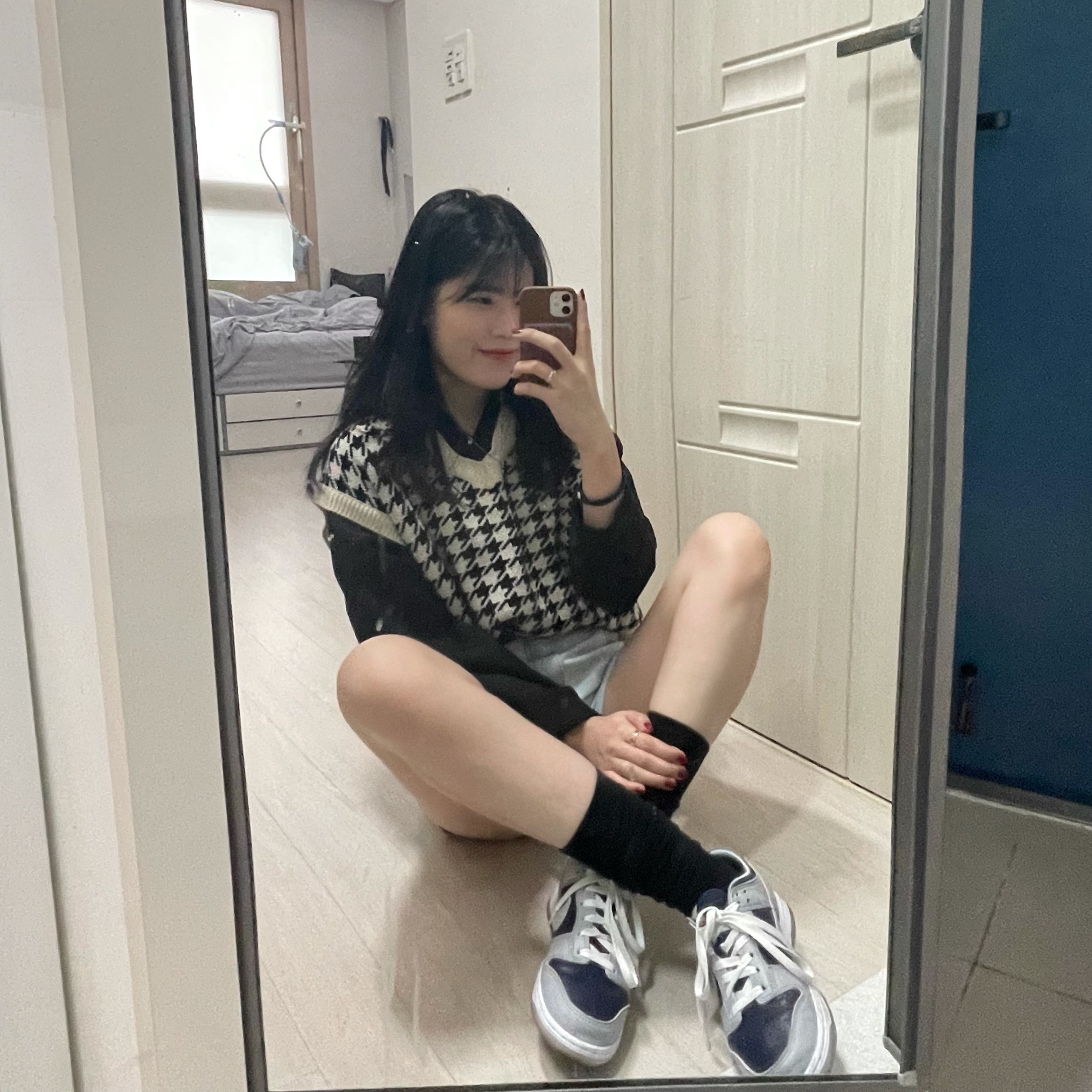 인정 (@admit) 님의 게시물 | KREAM