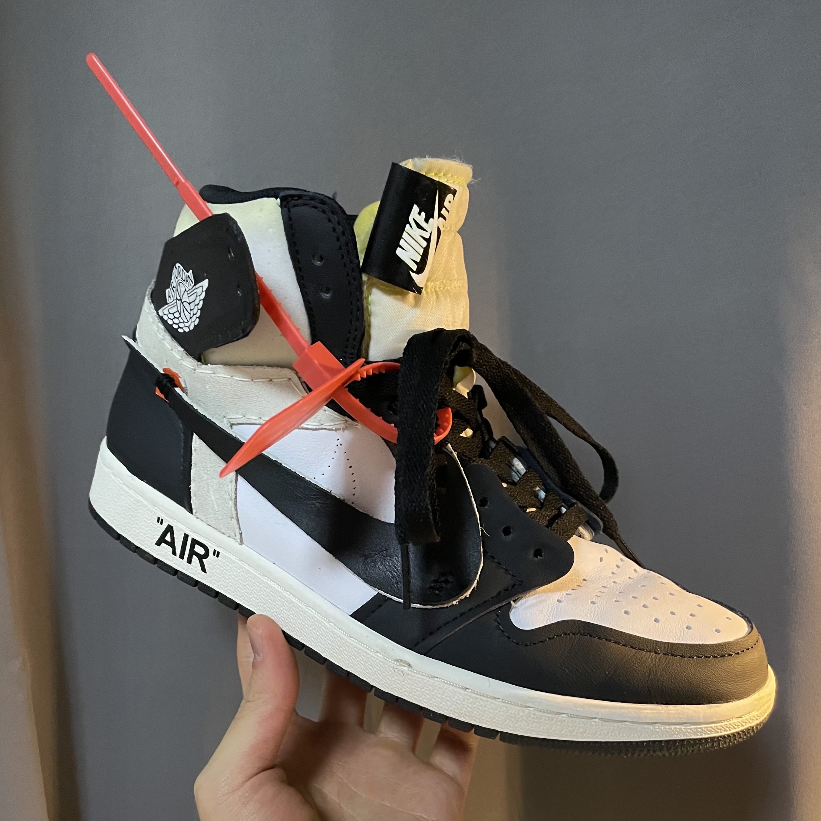 커스텀, 밑창보강👇🏻 r... (@rieul.studio) 님의 게시물 | KREAM