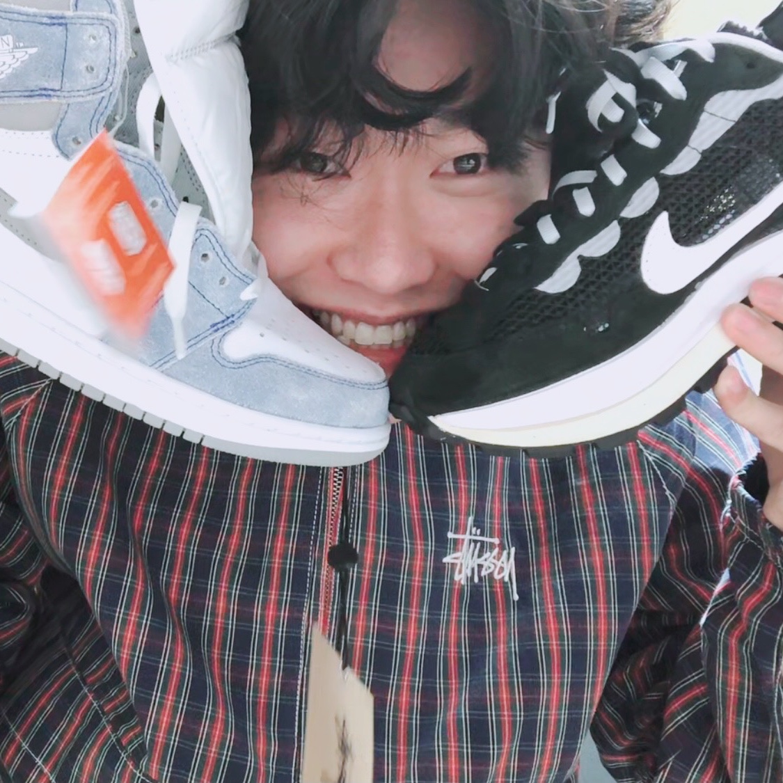 우니 (@woon_91) 님의 게시물 | KREAM