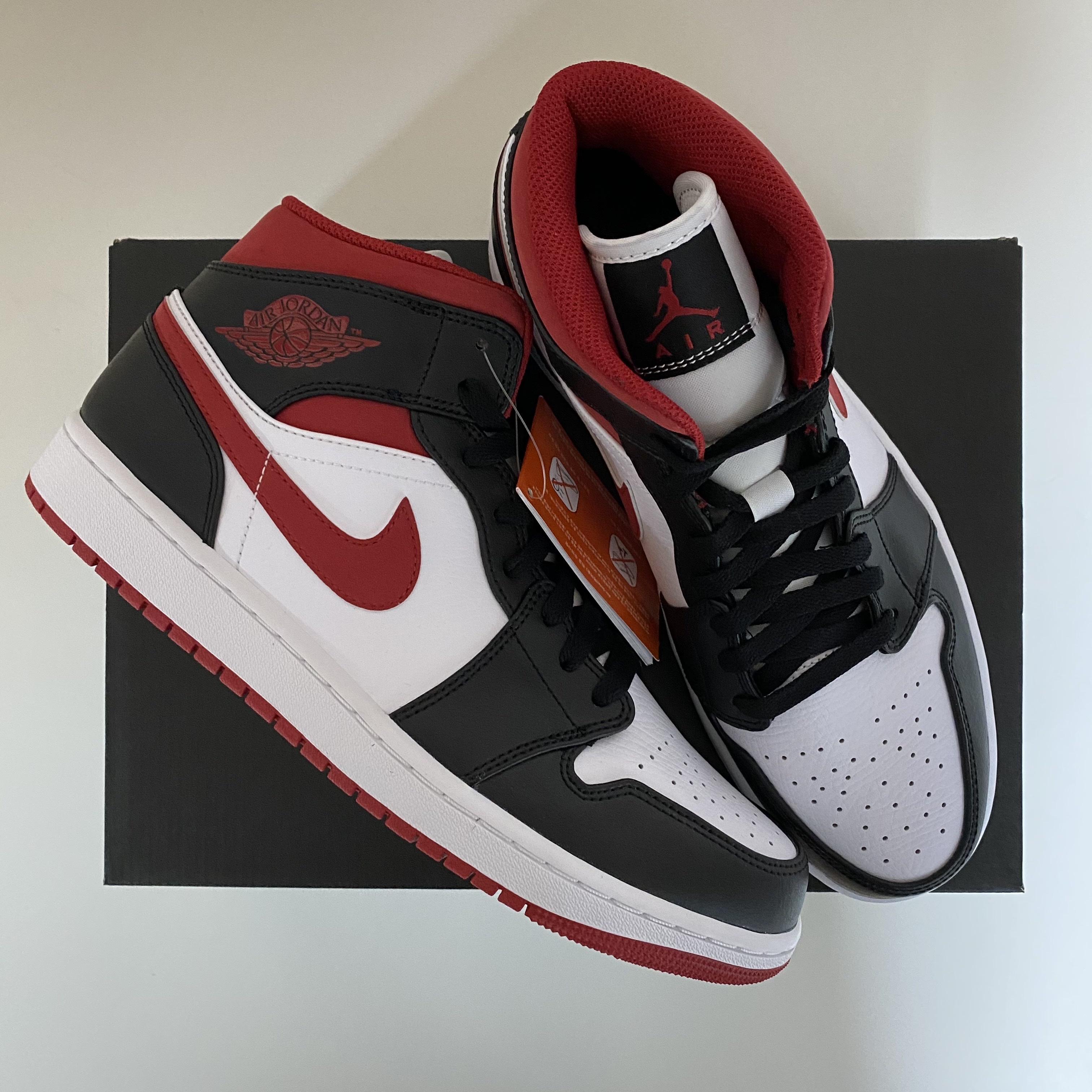 1111 (@yooonnnnnnn) 님의 게시물 | KREAM