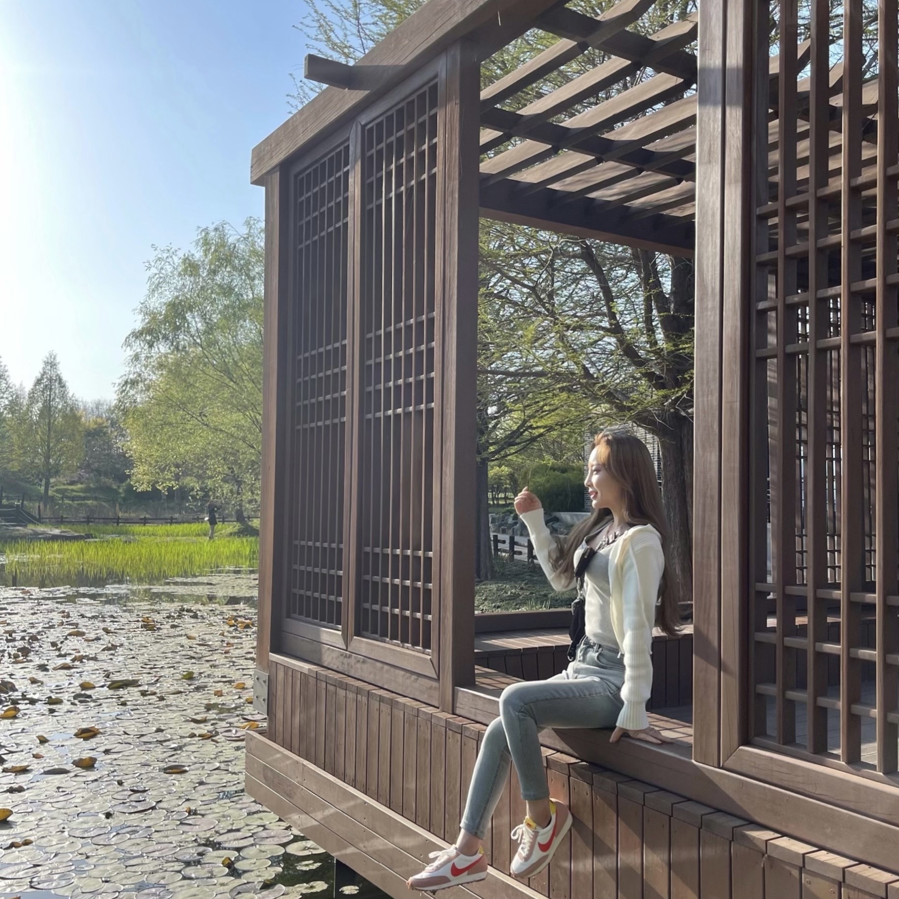 롱이 (@c._.rong) 님의 게시물 | KREAM