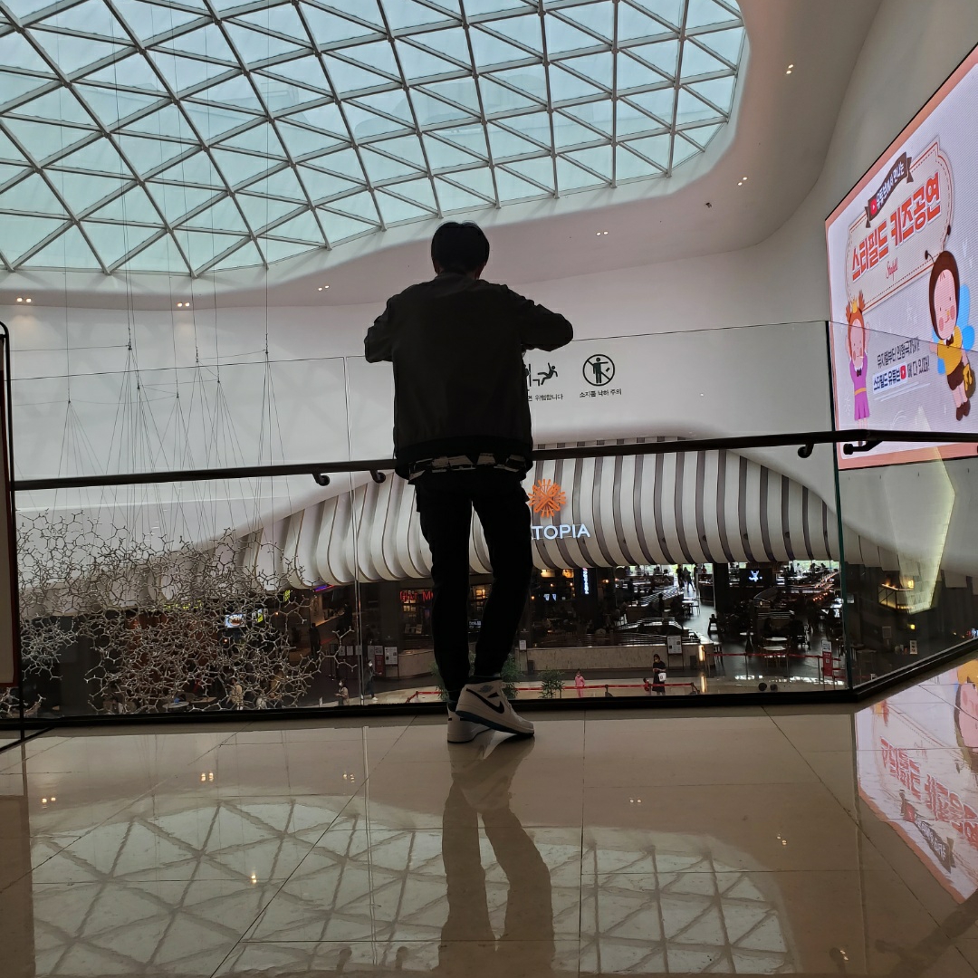 alaxloveanne (@chin_ck_) 님의 게시물 | KREAM