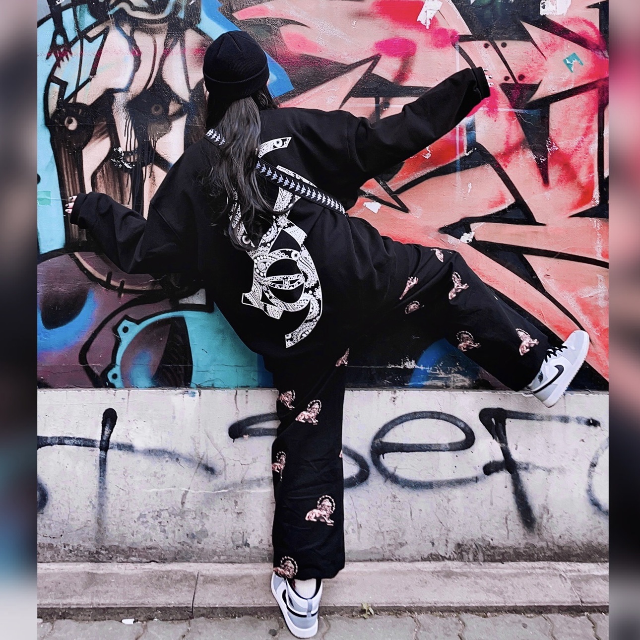 쥬리콩 (@150c._____.m) 님의 게시물 | KREAM