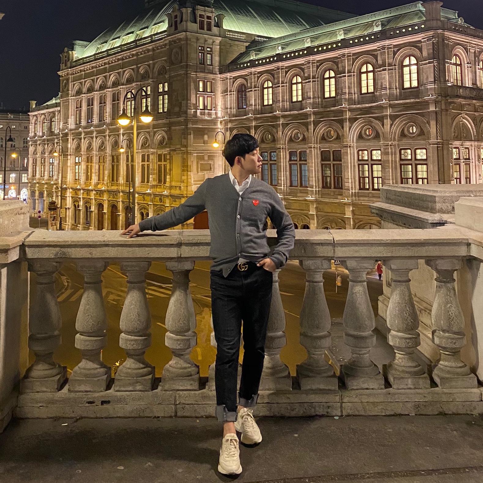 나오라구 (@naora9) 님의 게시물 | KREAM