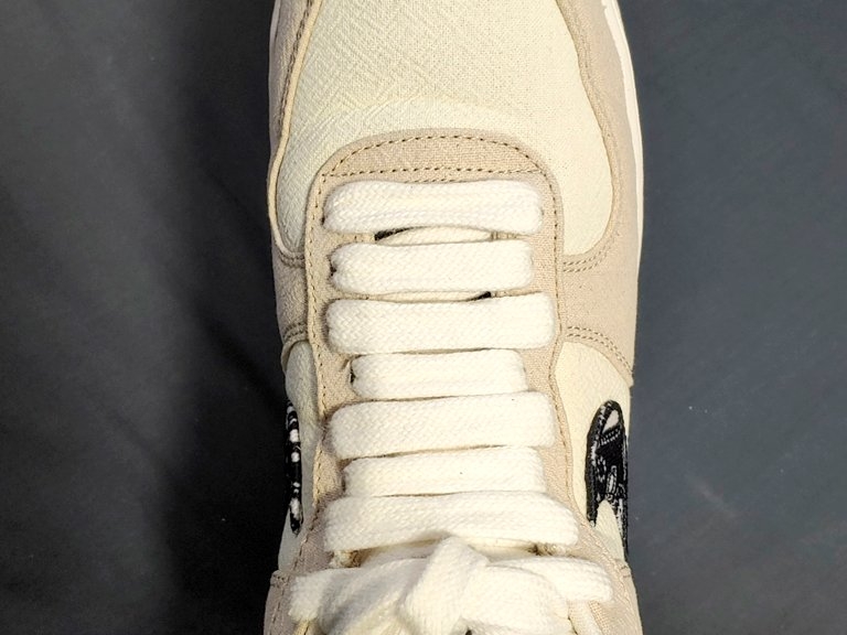 Alex (@artphilo) 님의 게시물 | KREAM