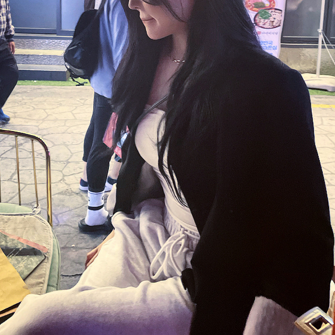 홍시맘 (@oue_nn) 님의 게시물 | KREAM