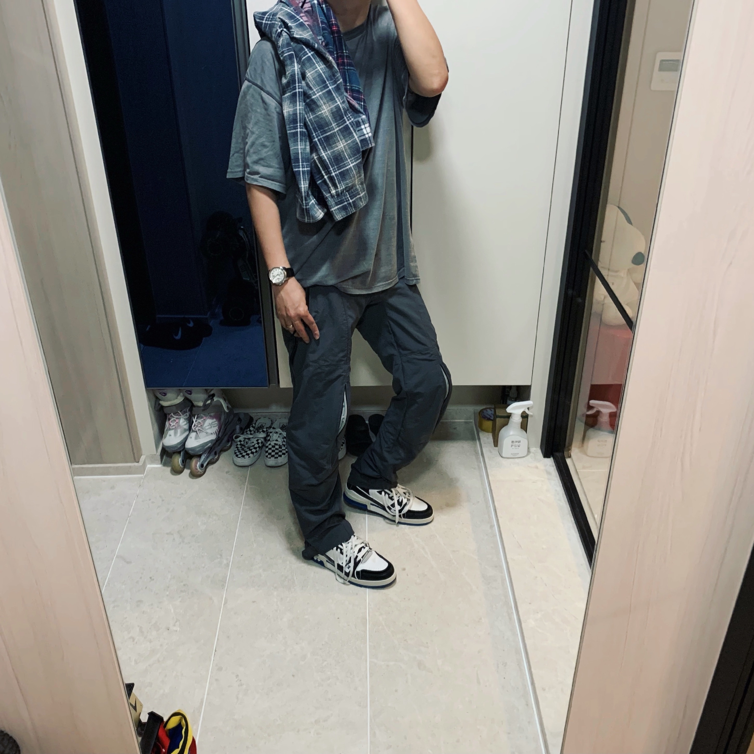 U갓jo던 (@ug0tj0rdan) 님의 게시물 | KREAM