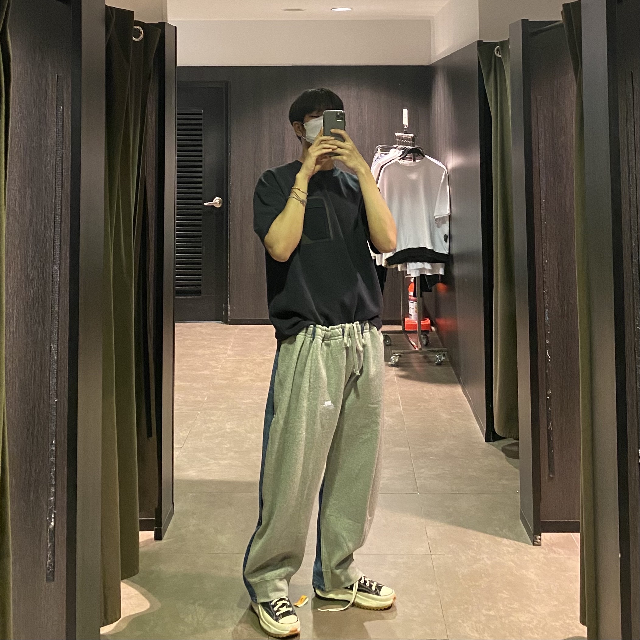 (@0ezehy) 님의 게시물 | KREAM