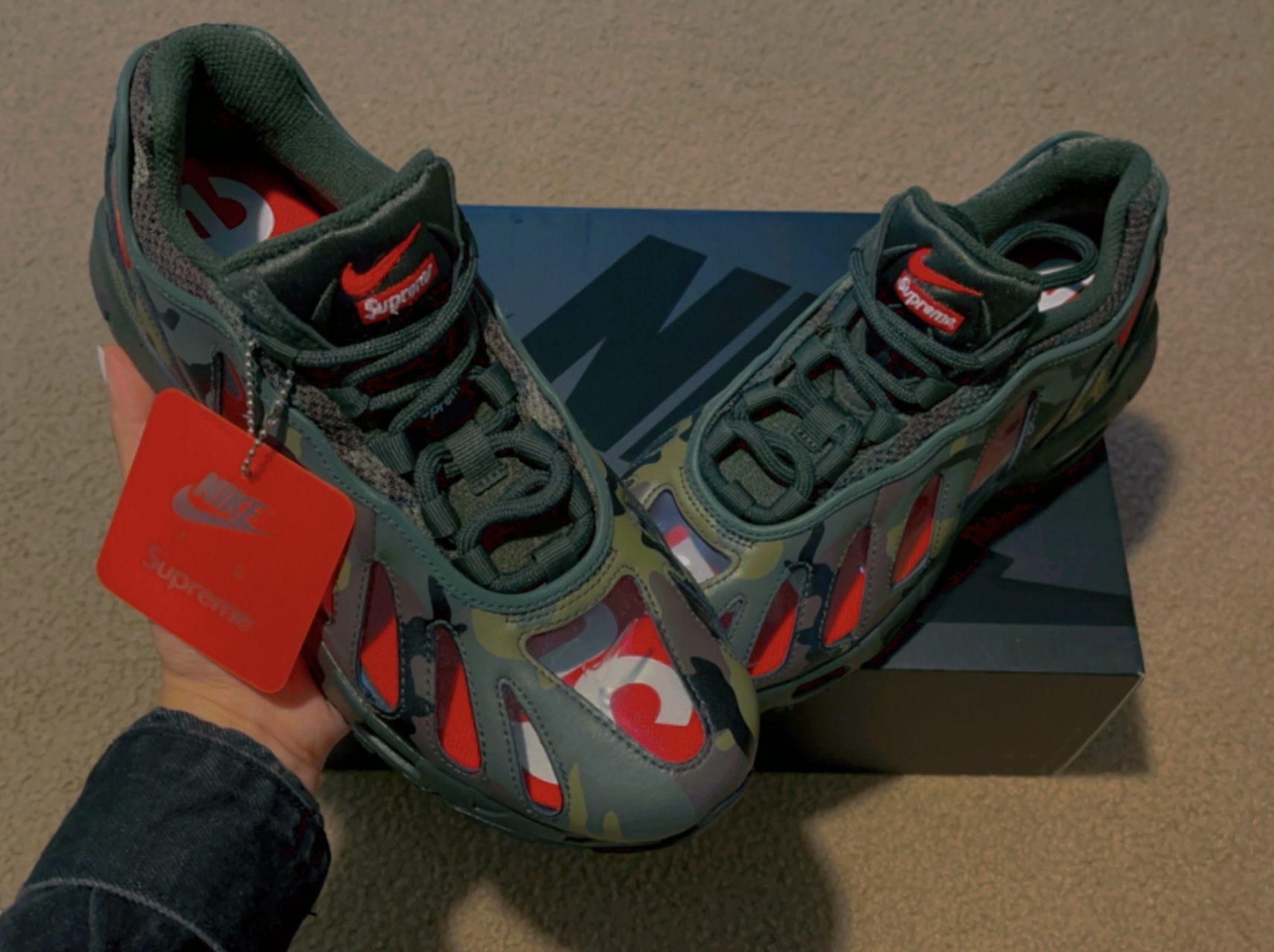 윤블 (@deb_lee) 님의 게시물 | KREAM