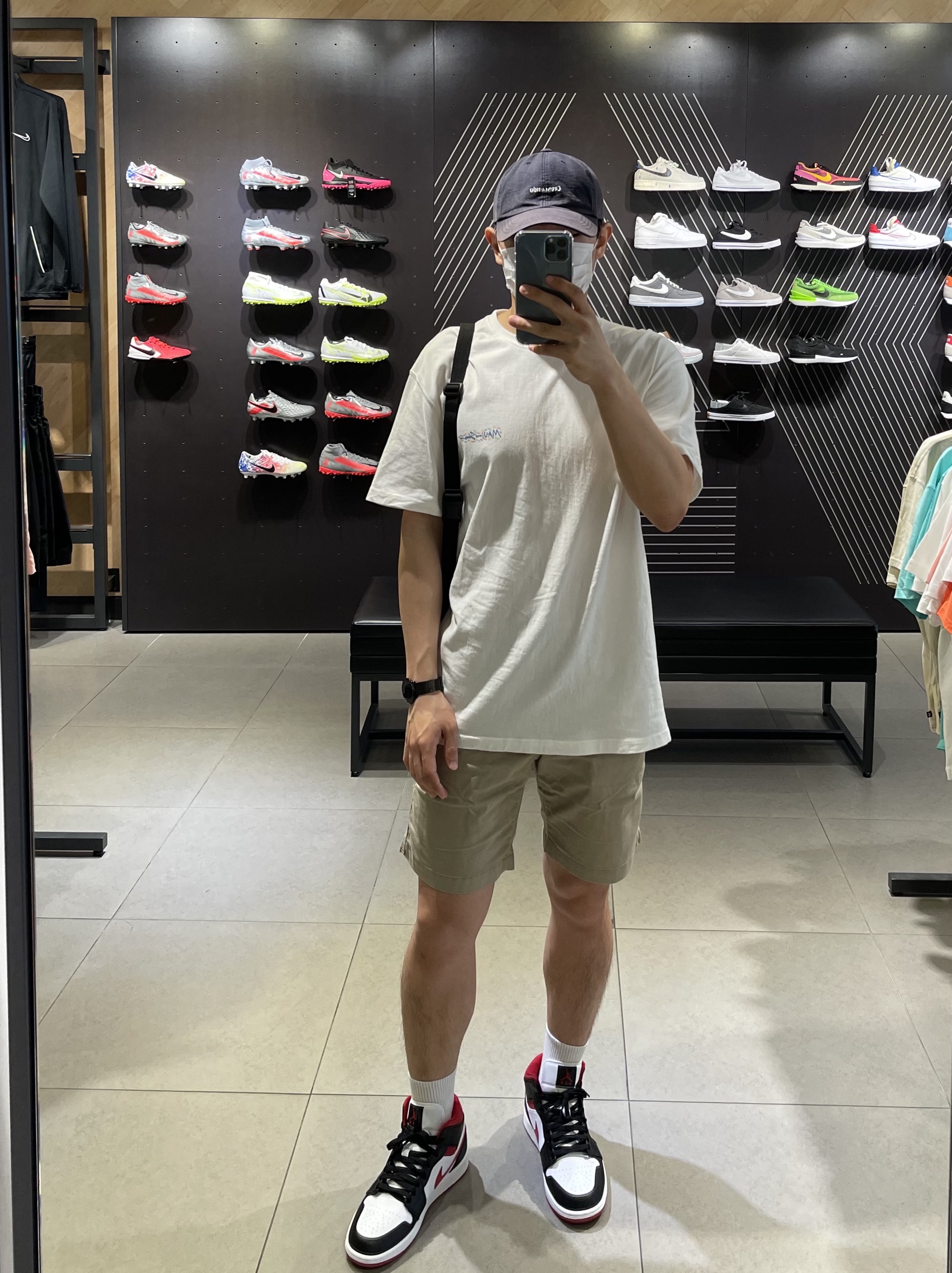 @ju______j @... (@ju______j) 님의 게시물 | KREAM