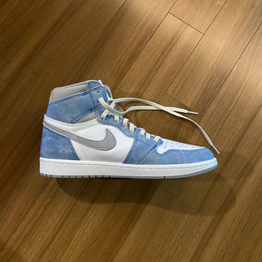 Geon (@geon_) 님의 게시물 | KREAM