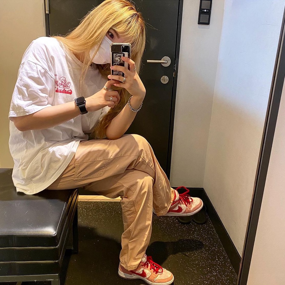 융🐬 (@__yoon.23) 님의 게시물 | KREAM