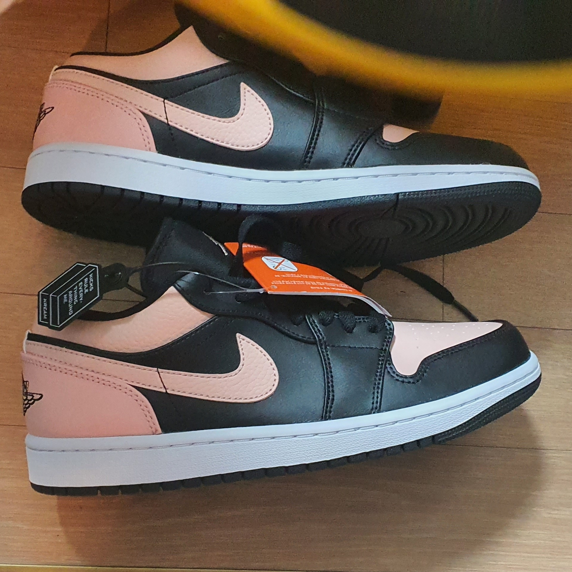 앨리스 (@alice123) 님의 게시물 | KREAM