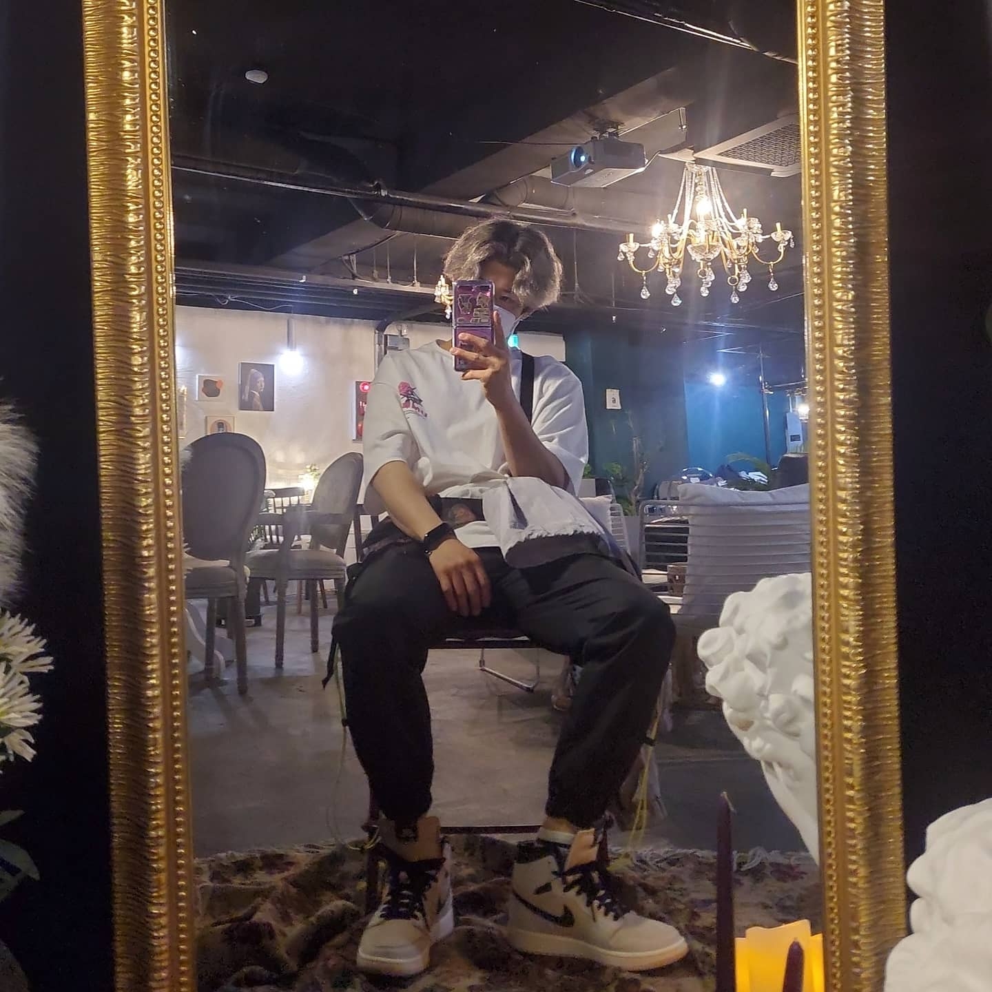 빈정빈정빈 (@vinvin) 님의 게시물 | KREAM