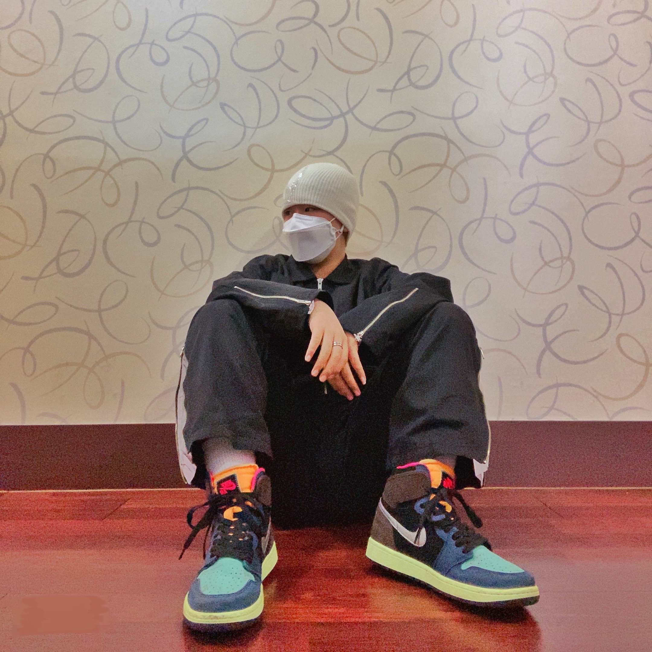 임준수 (@thug_jun) 님의 게시물 | KREAM