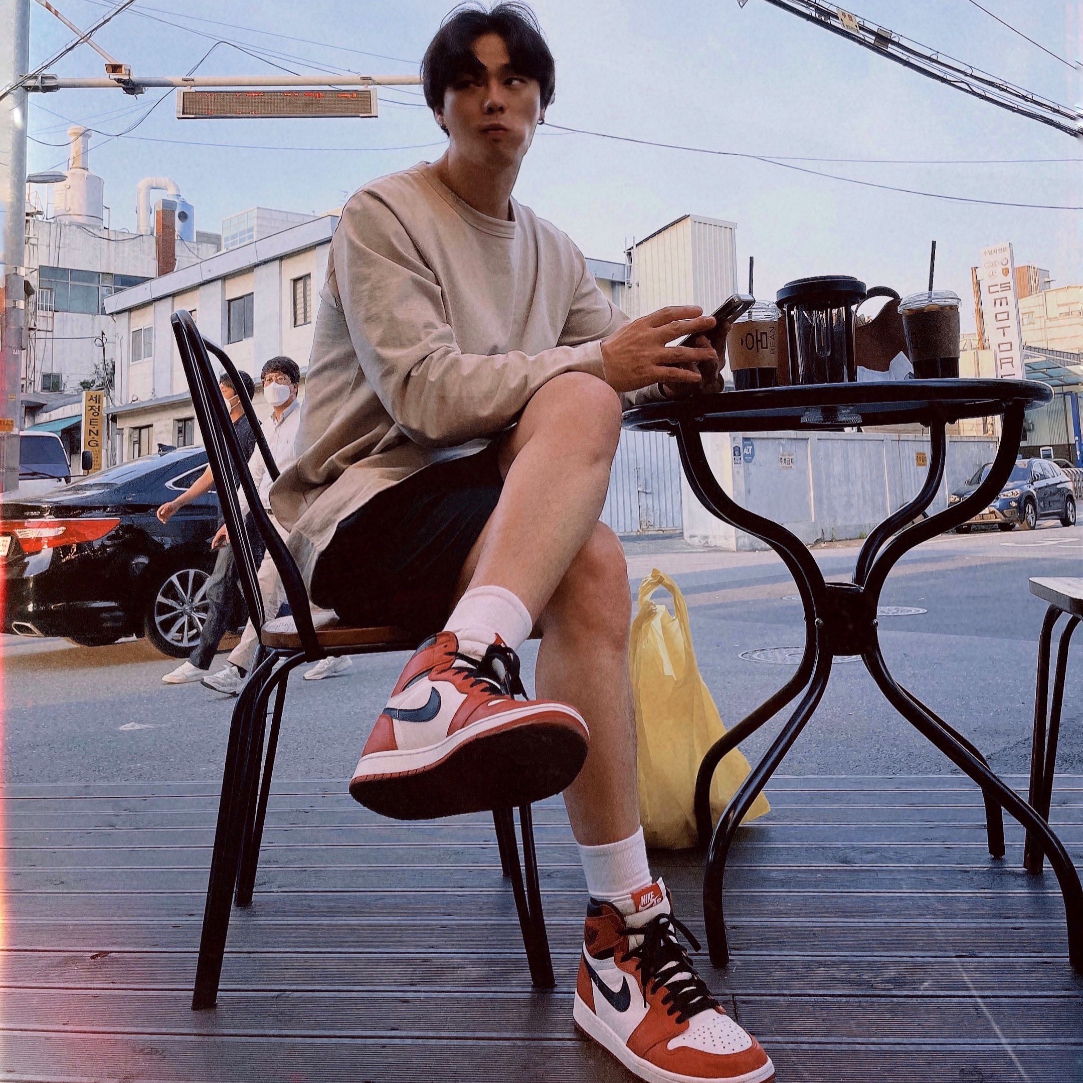 kim.j.g (@junbo) 님의 게시물 | KREAM